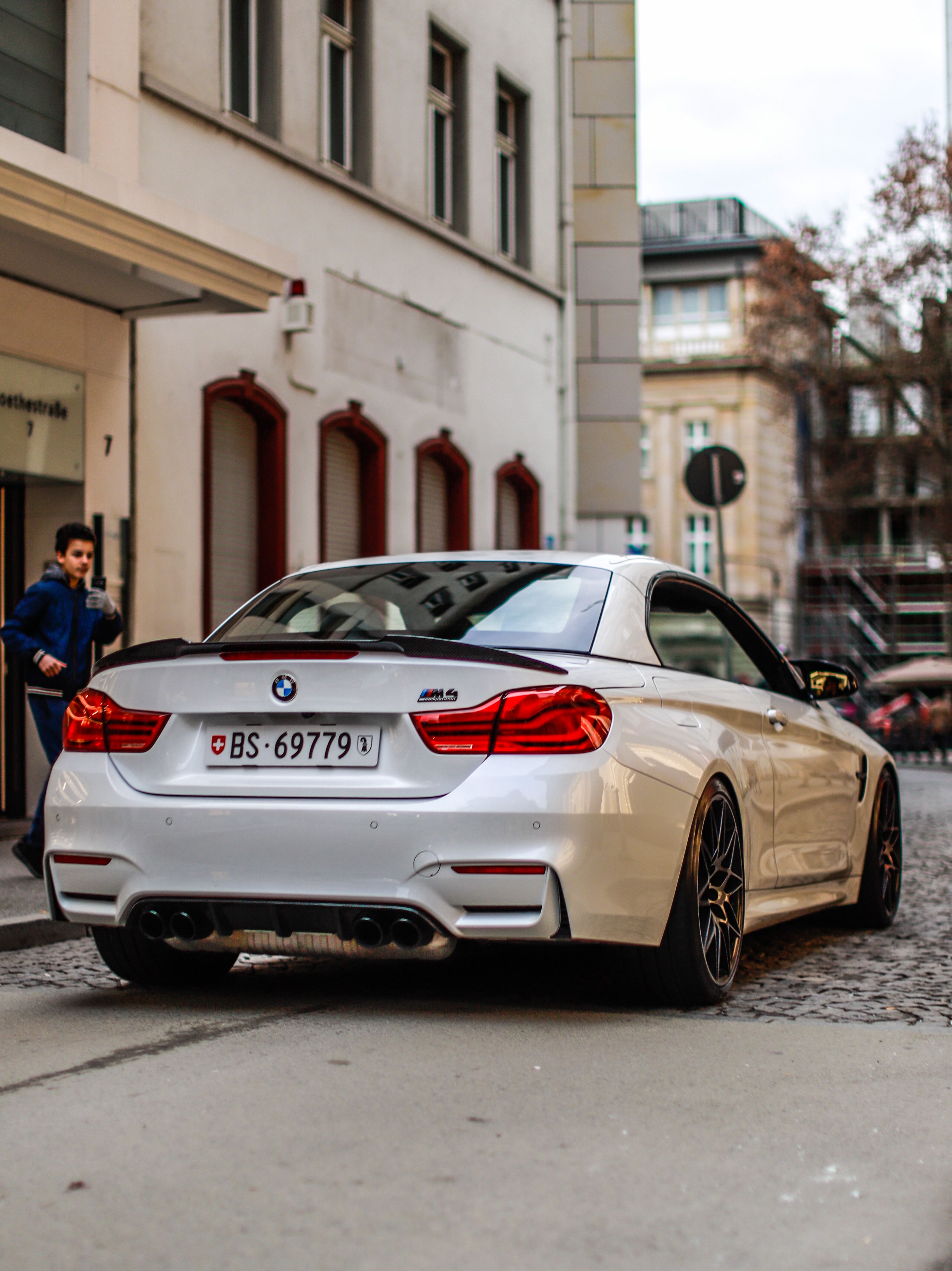 Car Minimal Bmw Photos, Download The BEST Free Car Minimal Bmw Stock ...