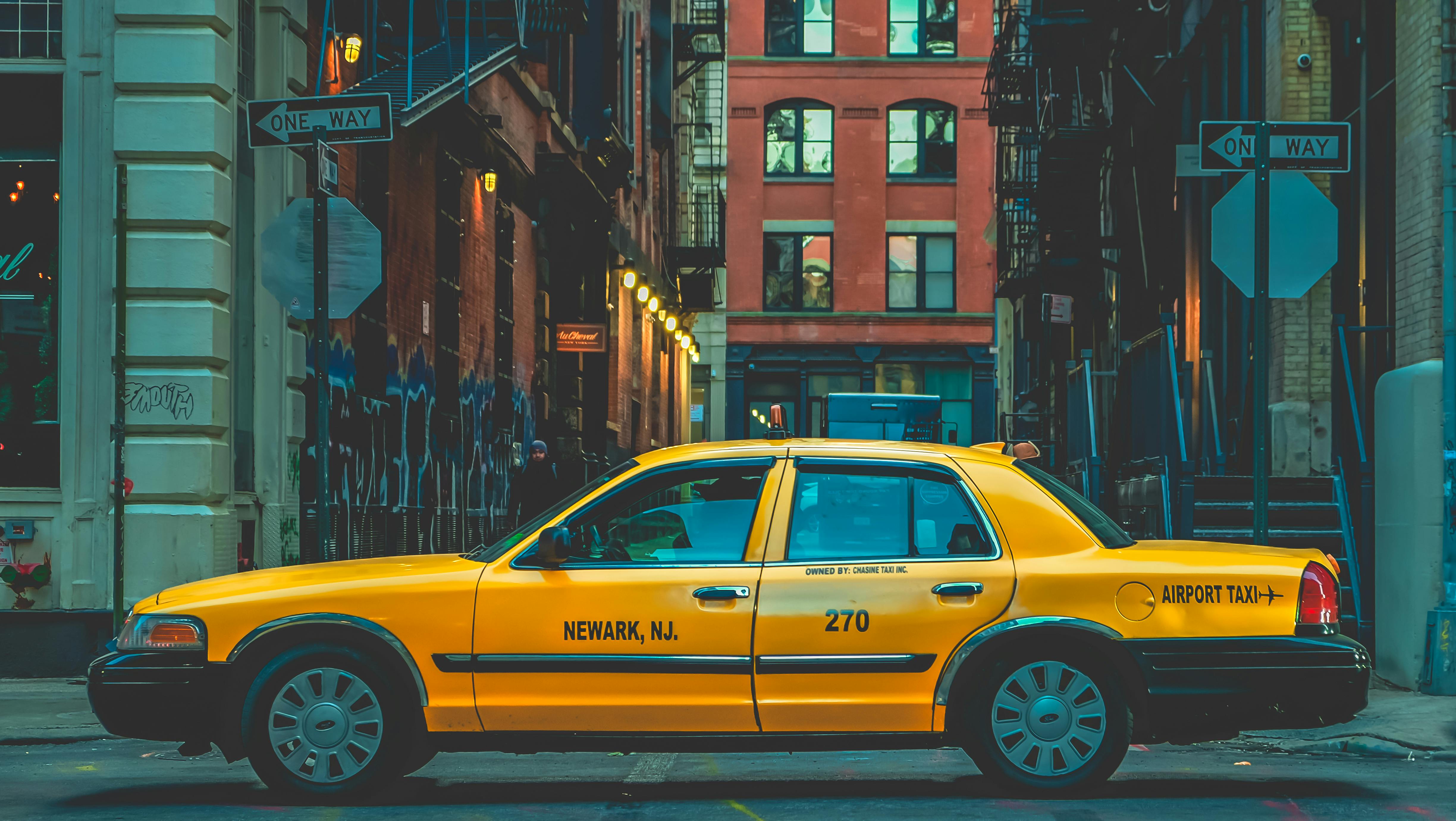 New York yellow cab · Free Stock Photo