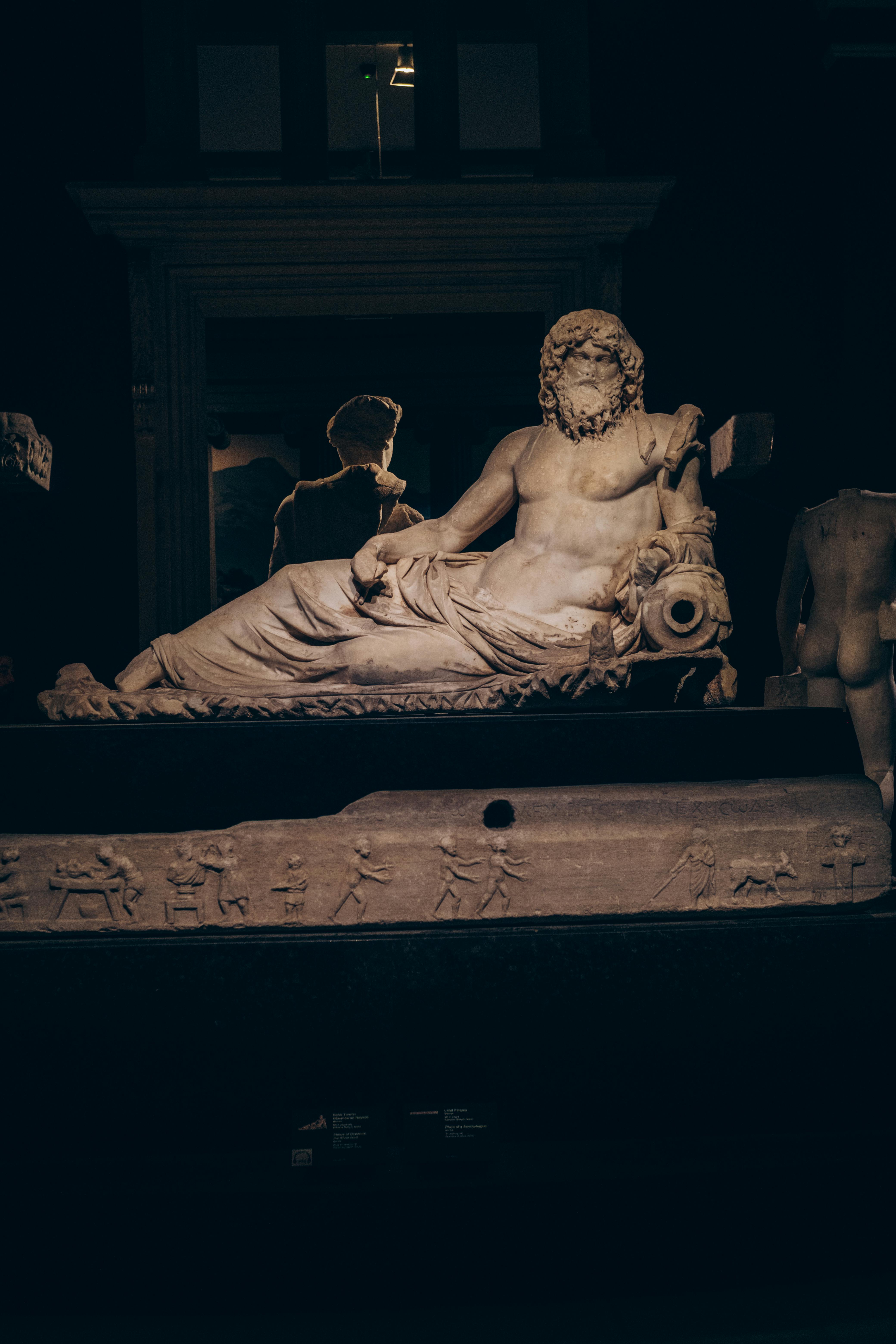 Foto de stock gratuita sobre acostado, antiguo, escultura, exhibición ...