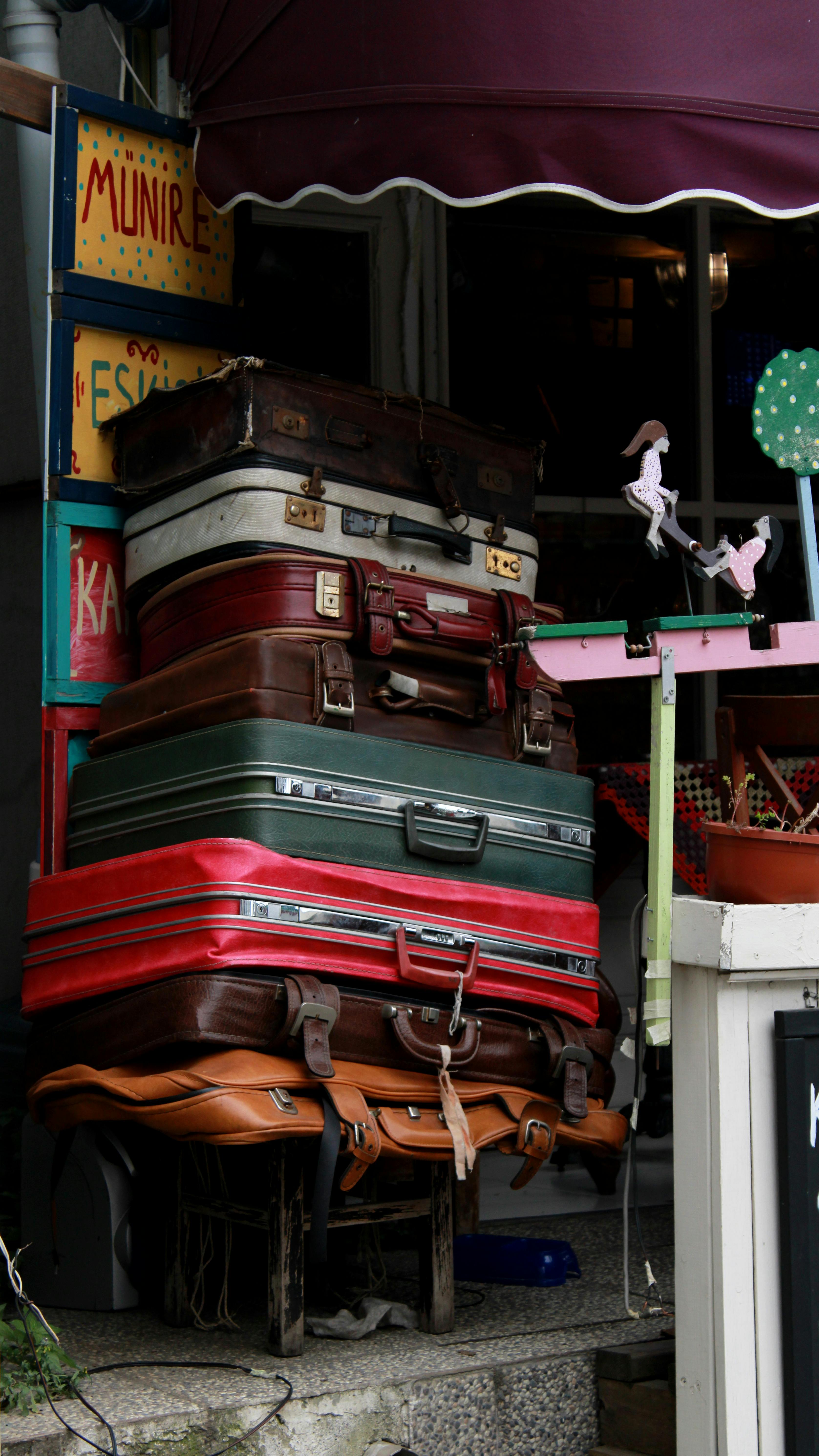 Suitcases Photos, Download The BEST Free Suitcases Stock Photos & HD Images