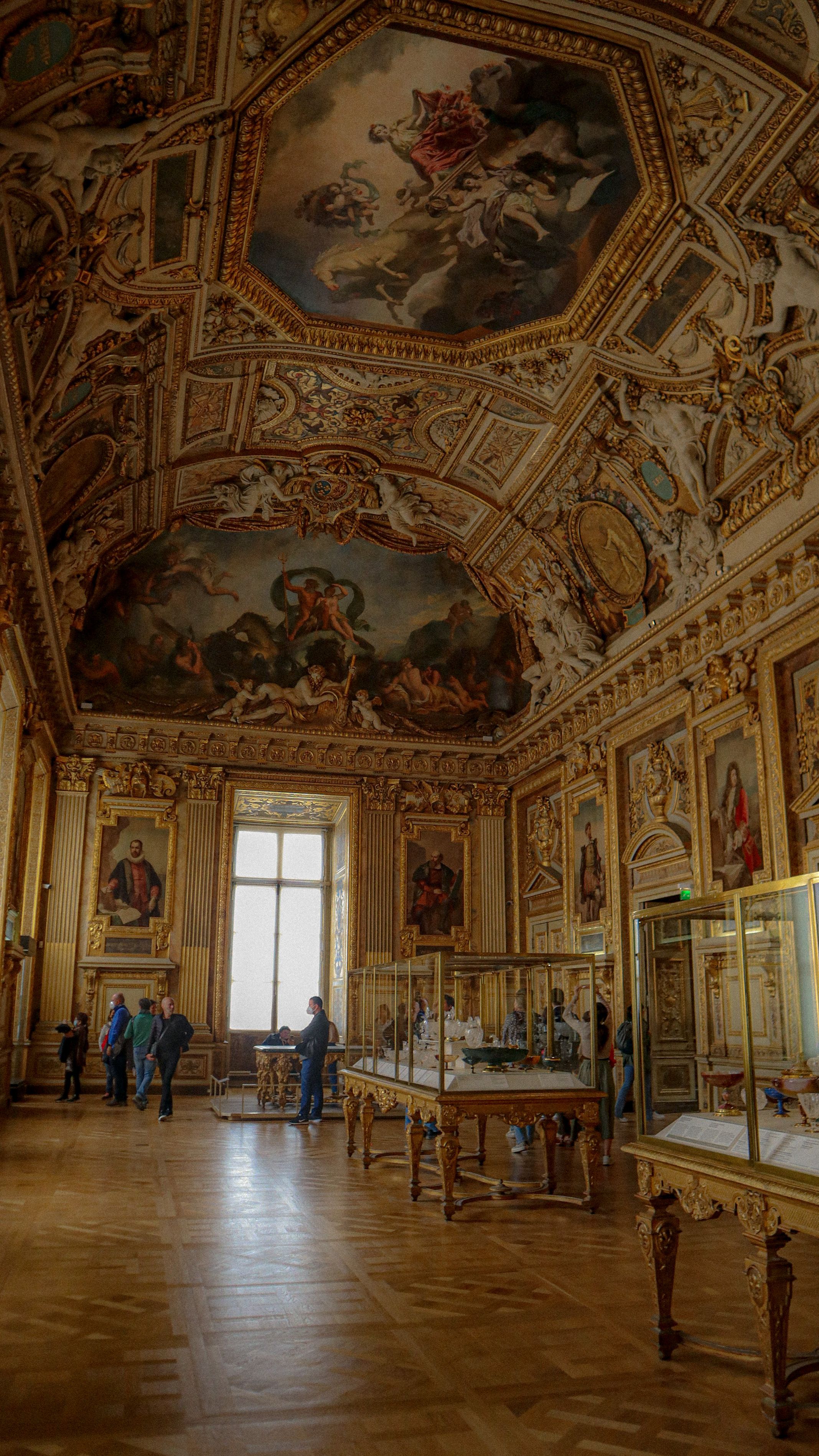 Exhibit Painting Display · Free Stock Photo