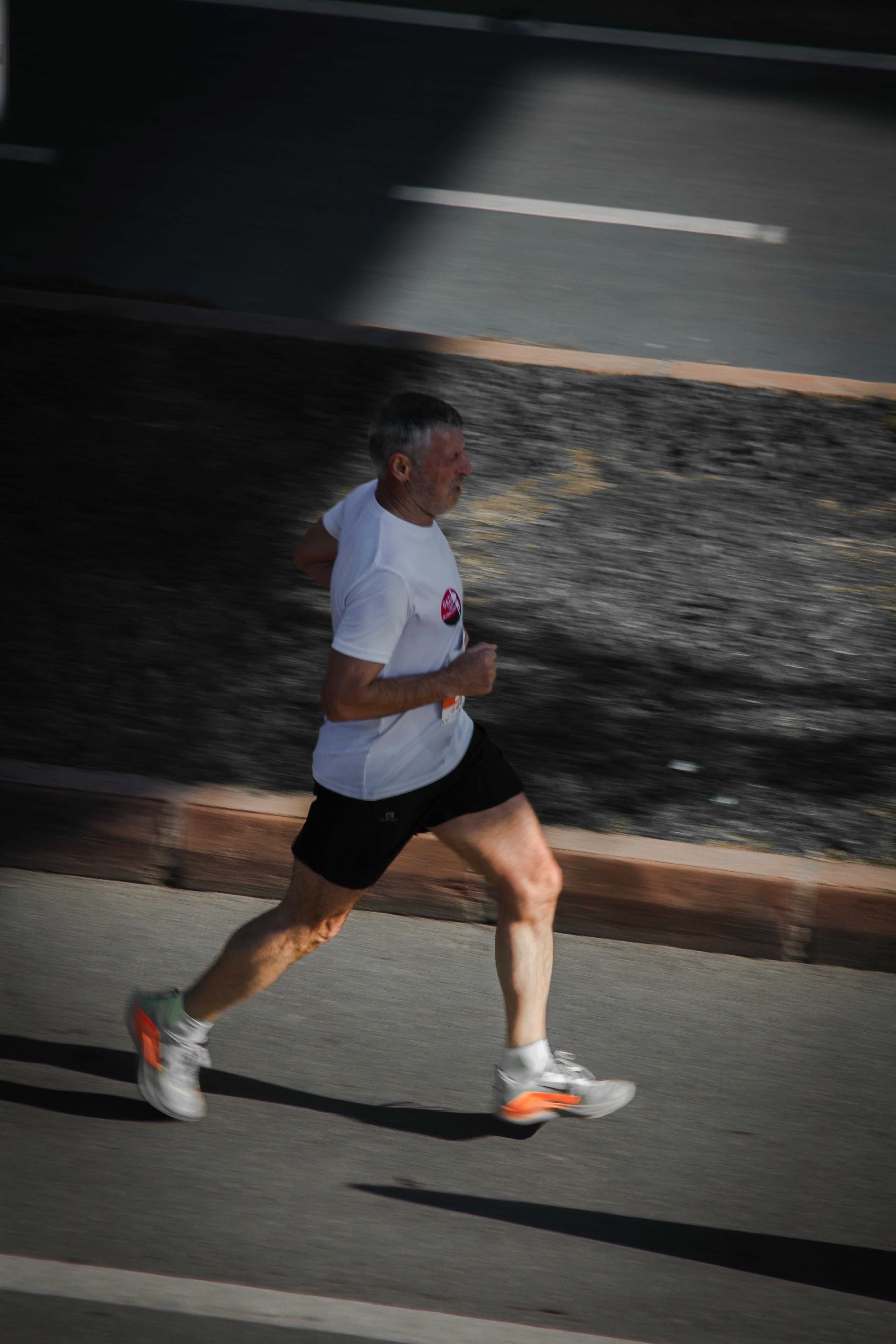 Running Man Photos, Download The BEST Free Running Man Stock Photos ...