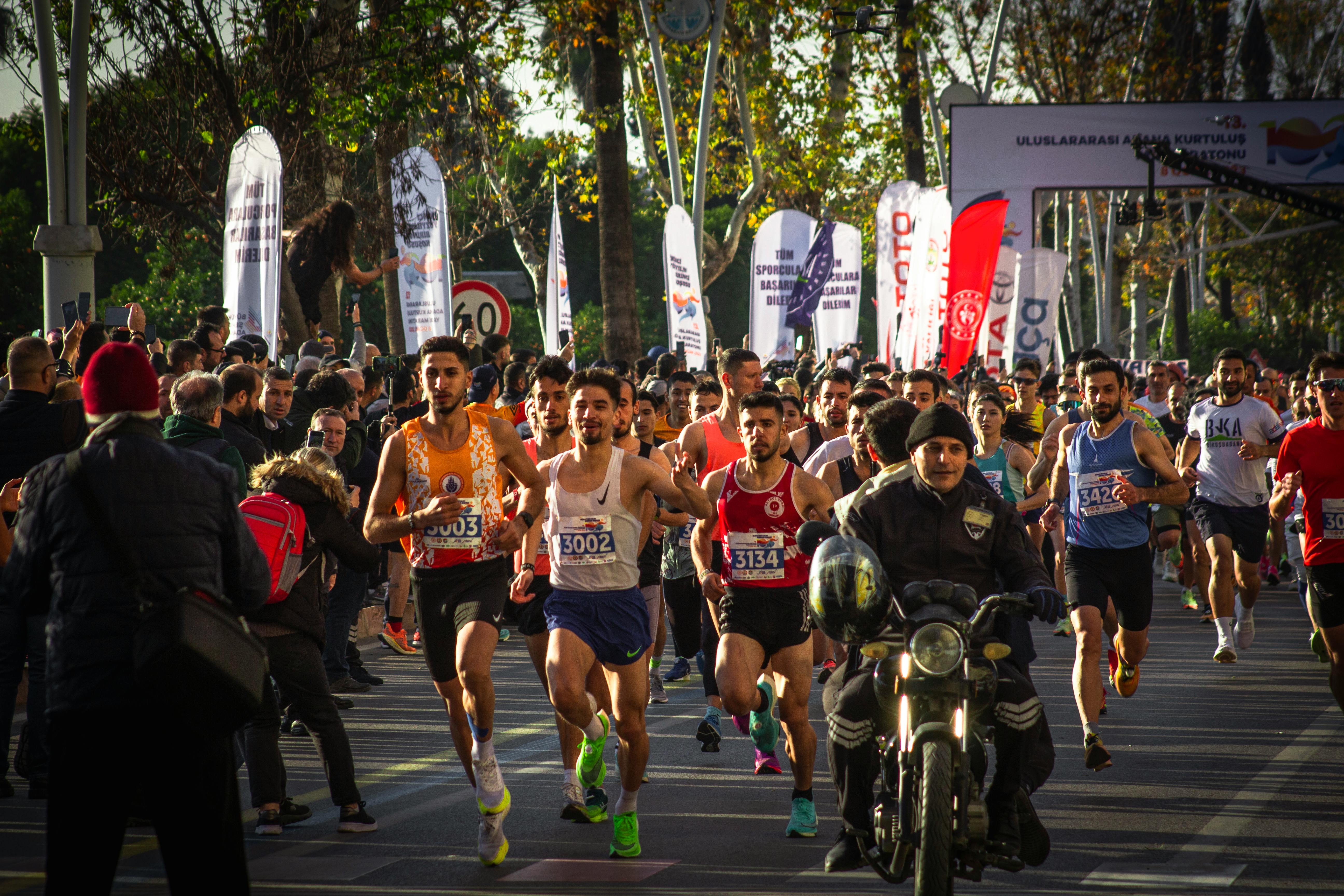 Woman Running Marathon · Free Stock Photo