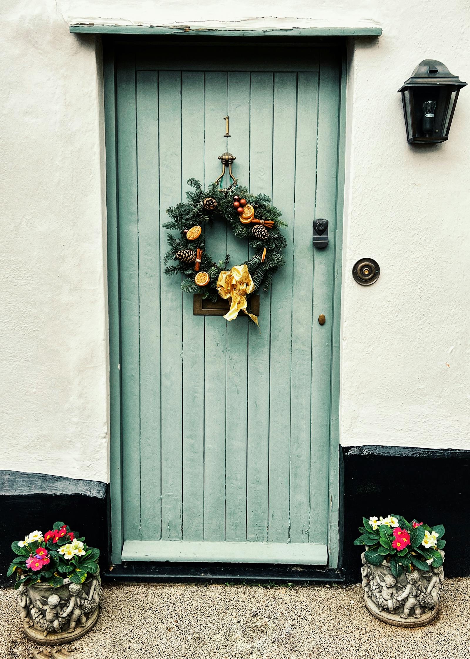 Christmas Doors Photos, Download The BEST Free Christmas Doors Stock ...