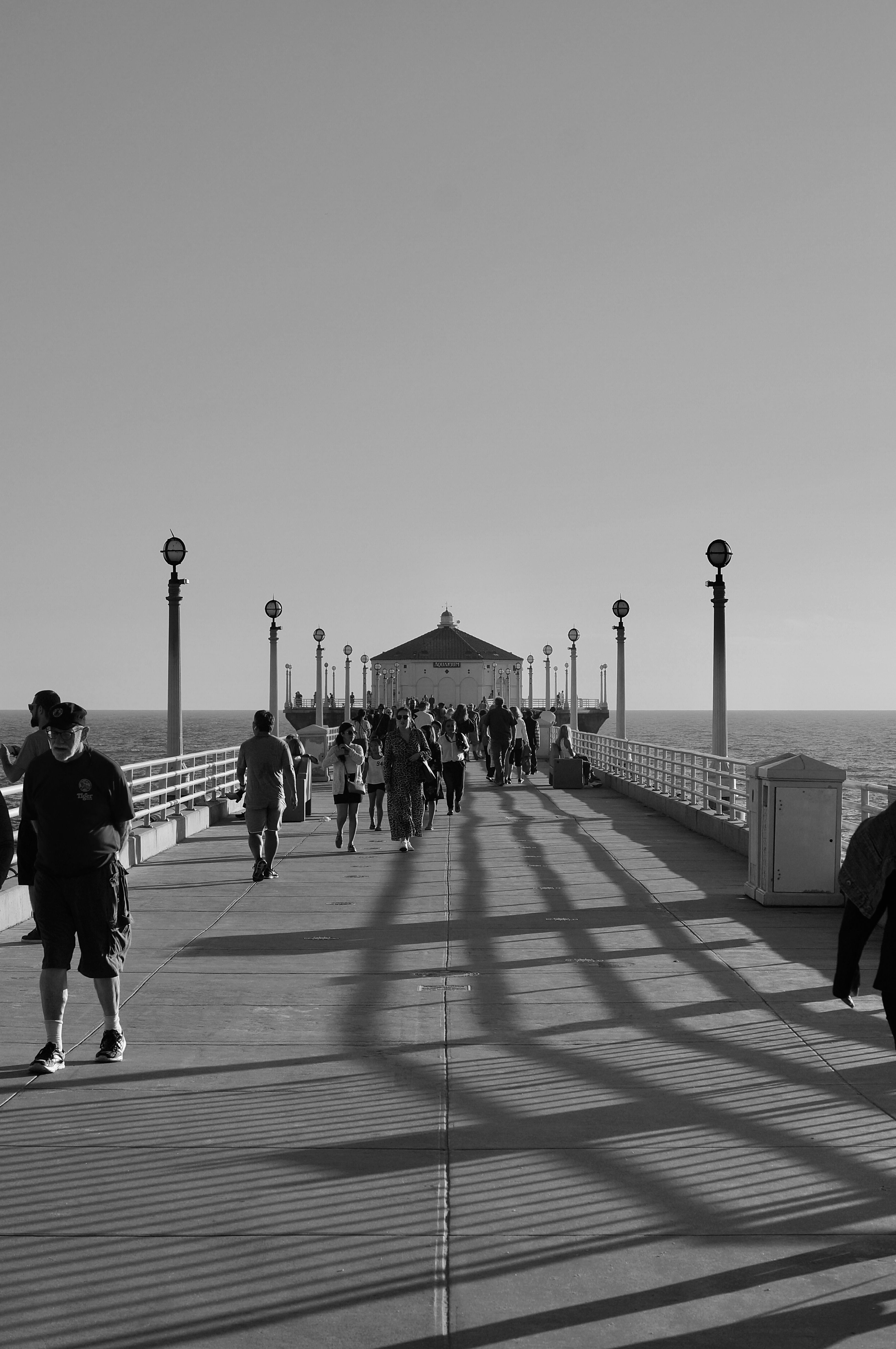 Poeple Walking Photos, Download The BEST Free Poeple Walking Stock ...