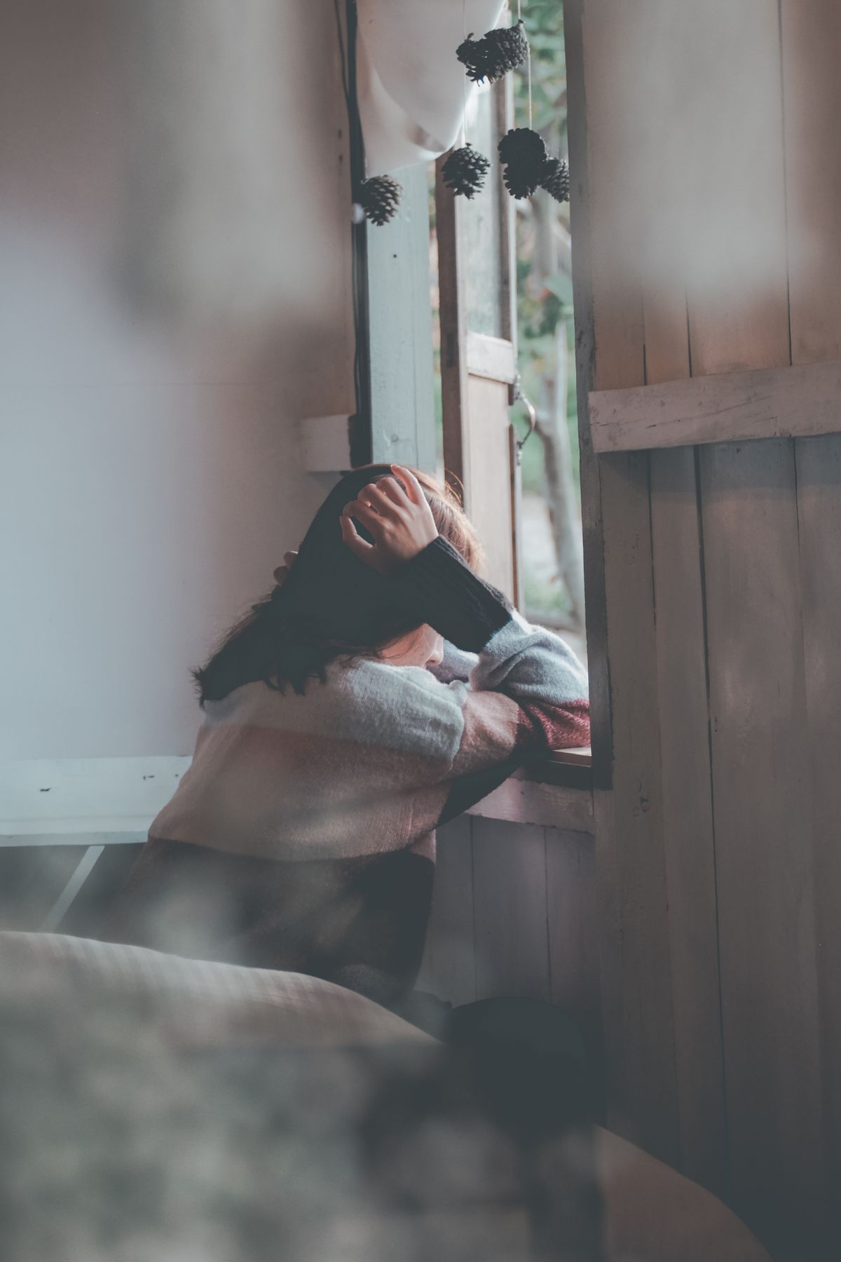 Sad People Photos, Download The BEST Free Sad People Stock Photos & HD ...
