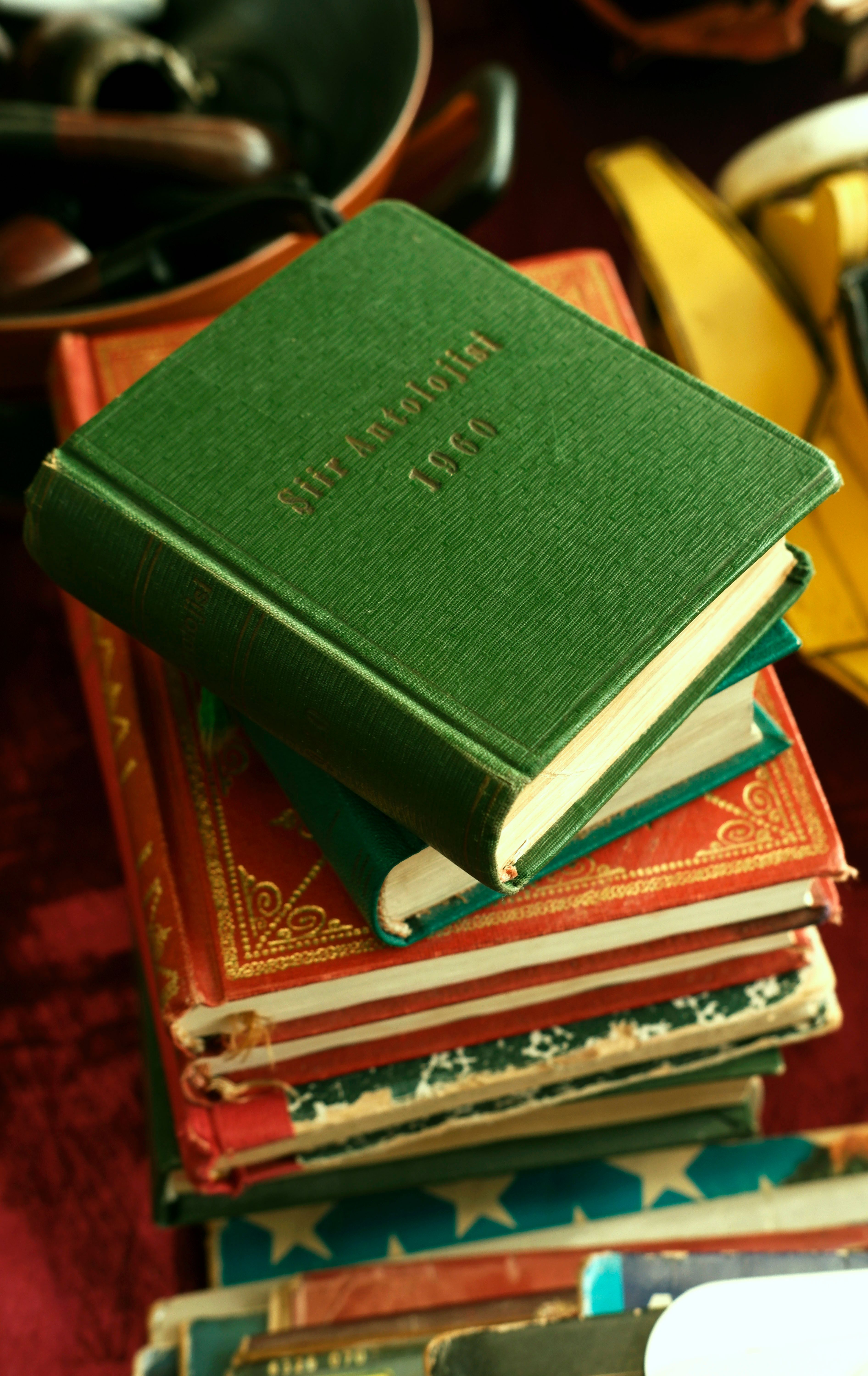 Fully Booked Photos, Download The BEST Free Fully Booked Stock Photos ...