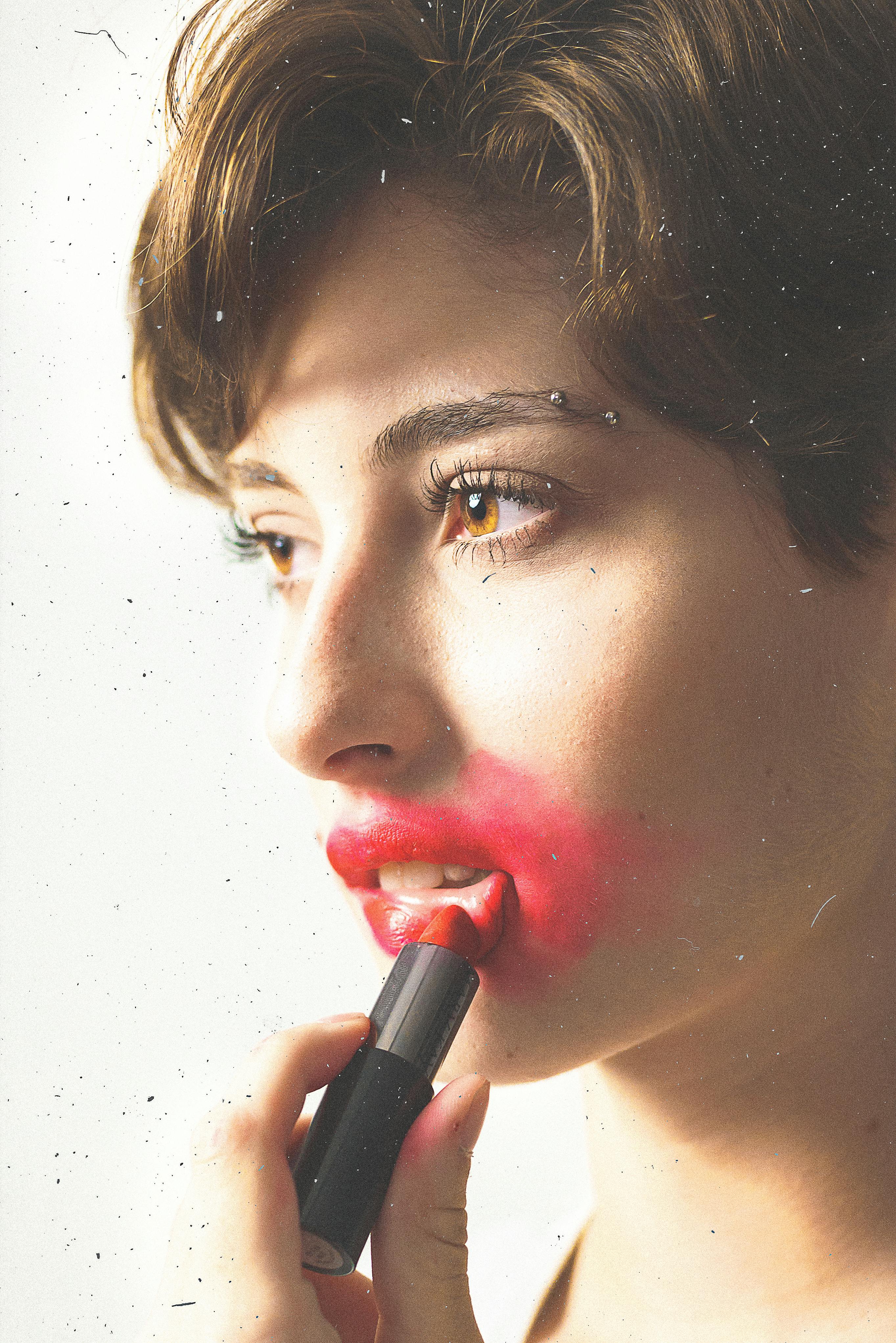 Smudged Face Photos, Download The BEST Free Smudged Face Stock Photos ...