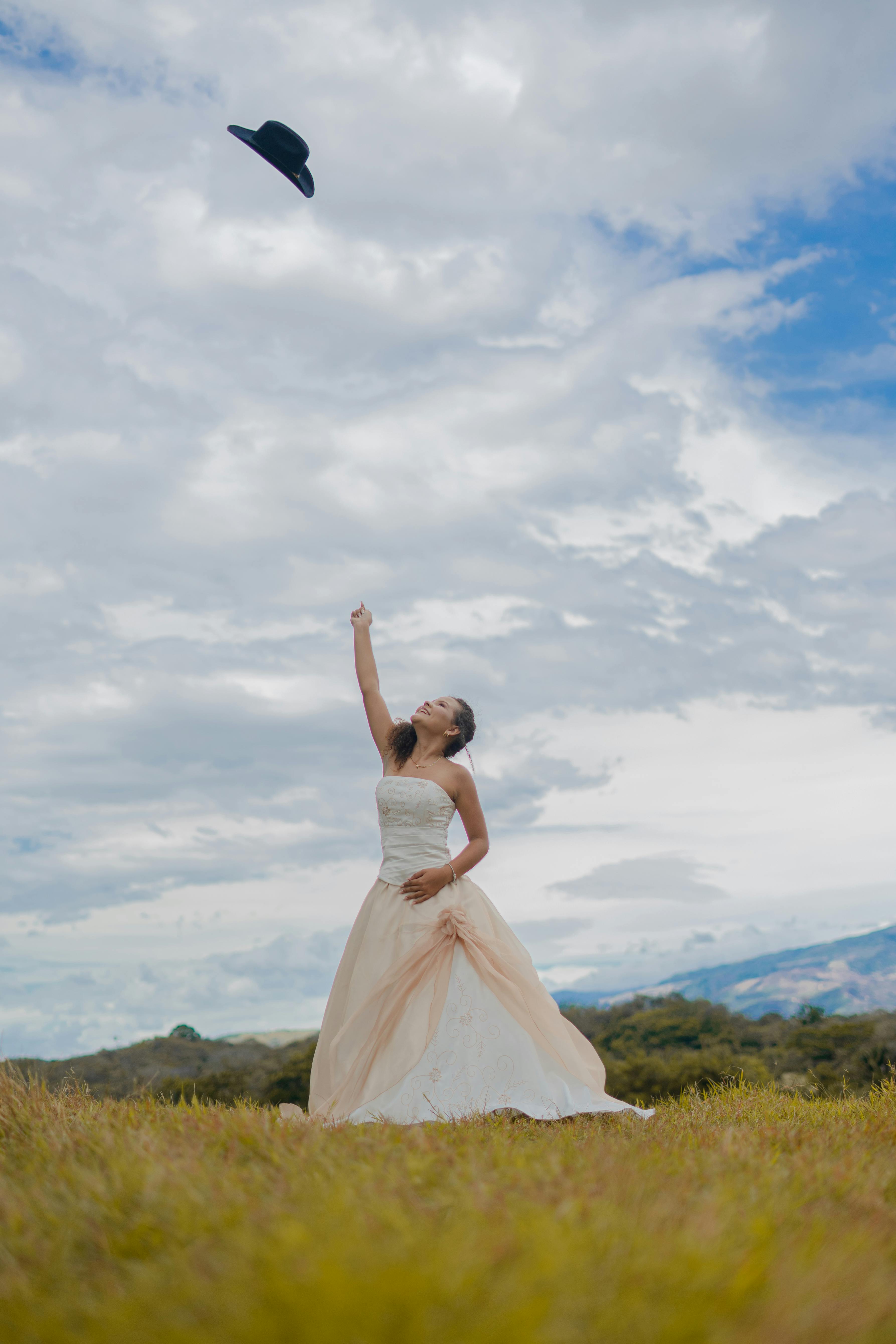 Throwing Things Photos, Download Free Throwing Things Stock Photos & HD ...