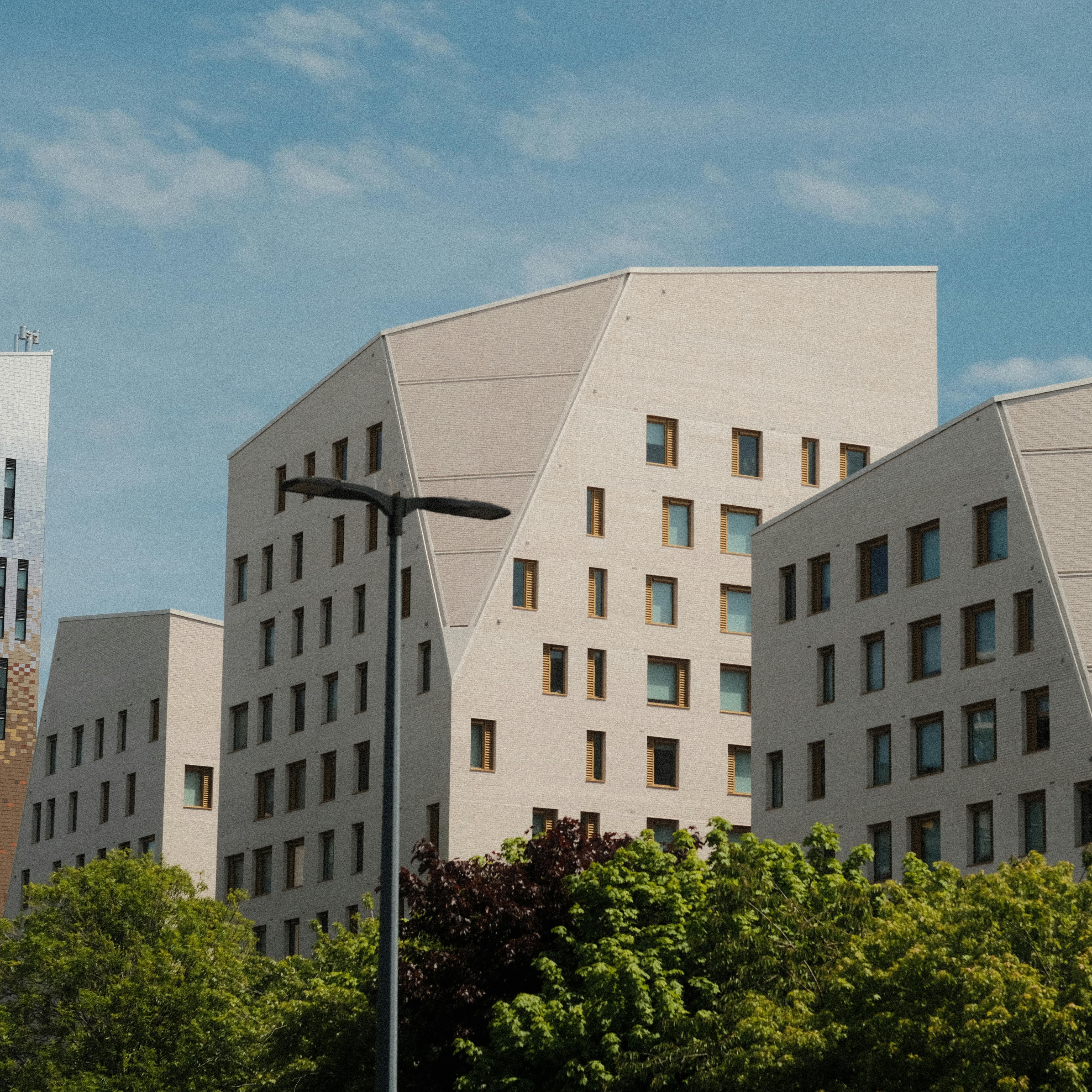 Angled Buildings Photos, Download The BEST Free Angled Buildings Stock ...