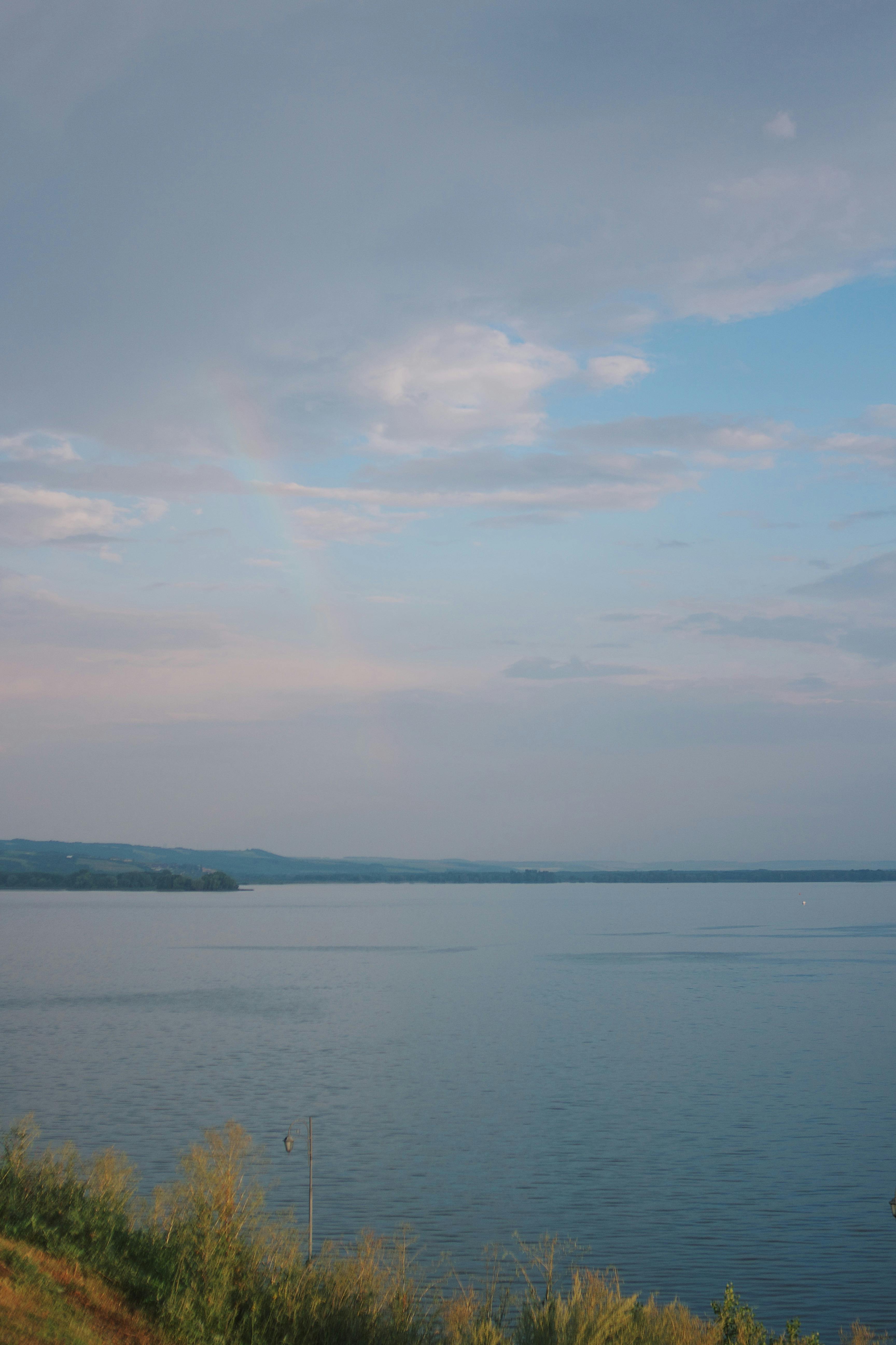 Bay at Dawn · Free Stock Photo