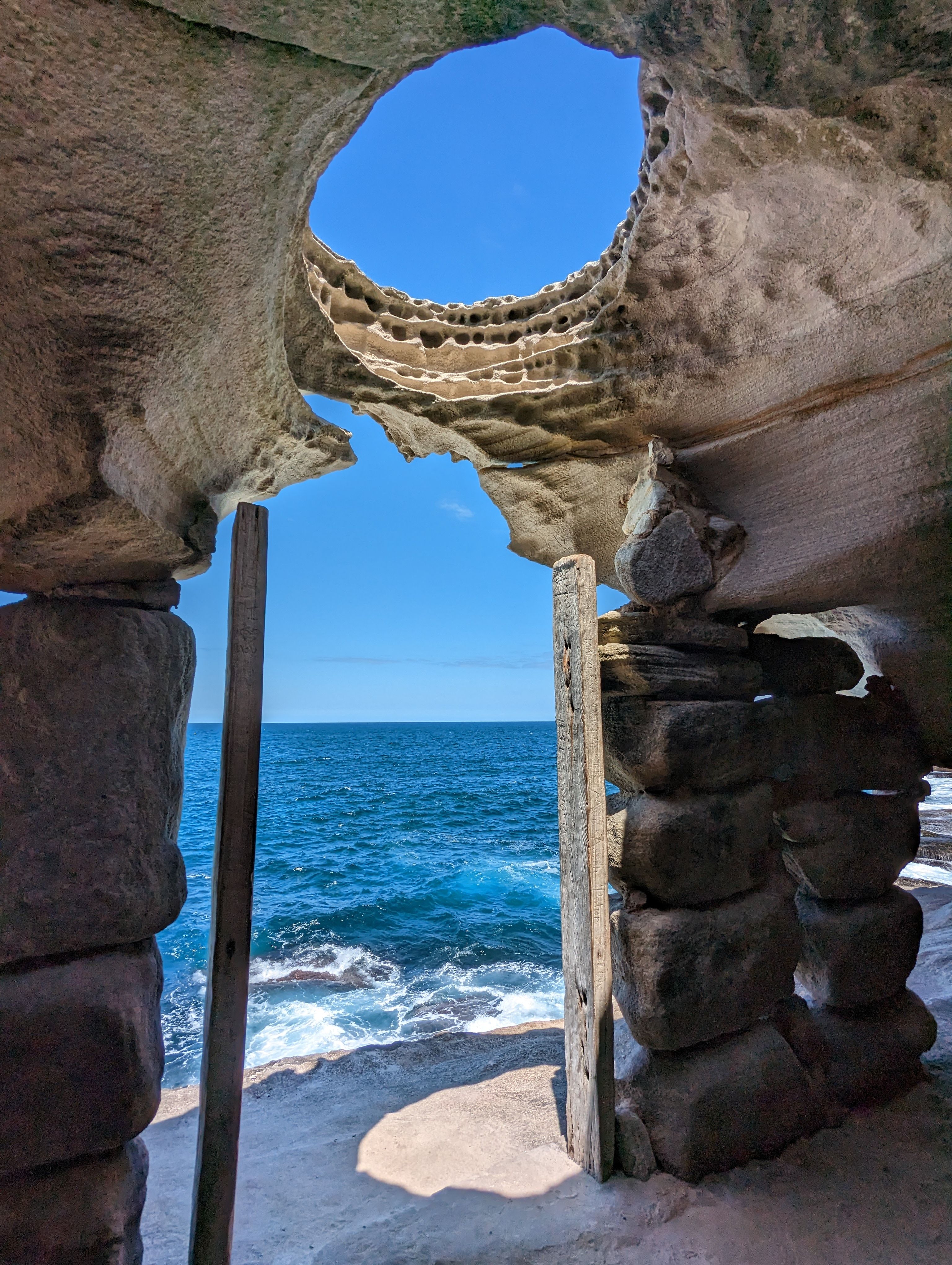Rock Formations in Sea · Free Stock Photo