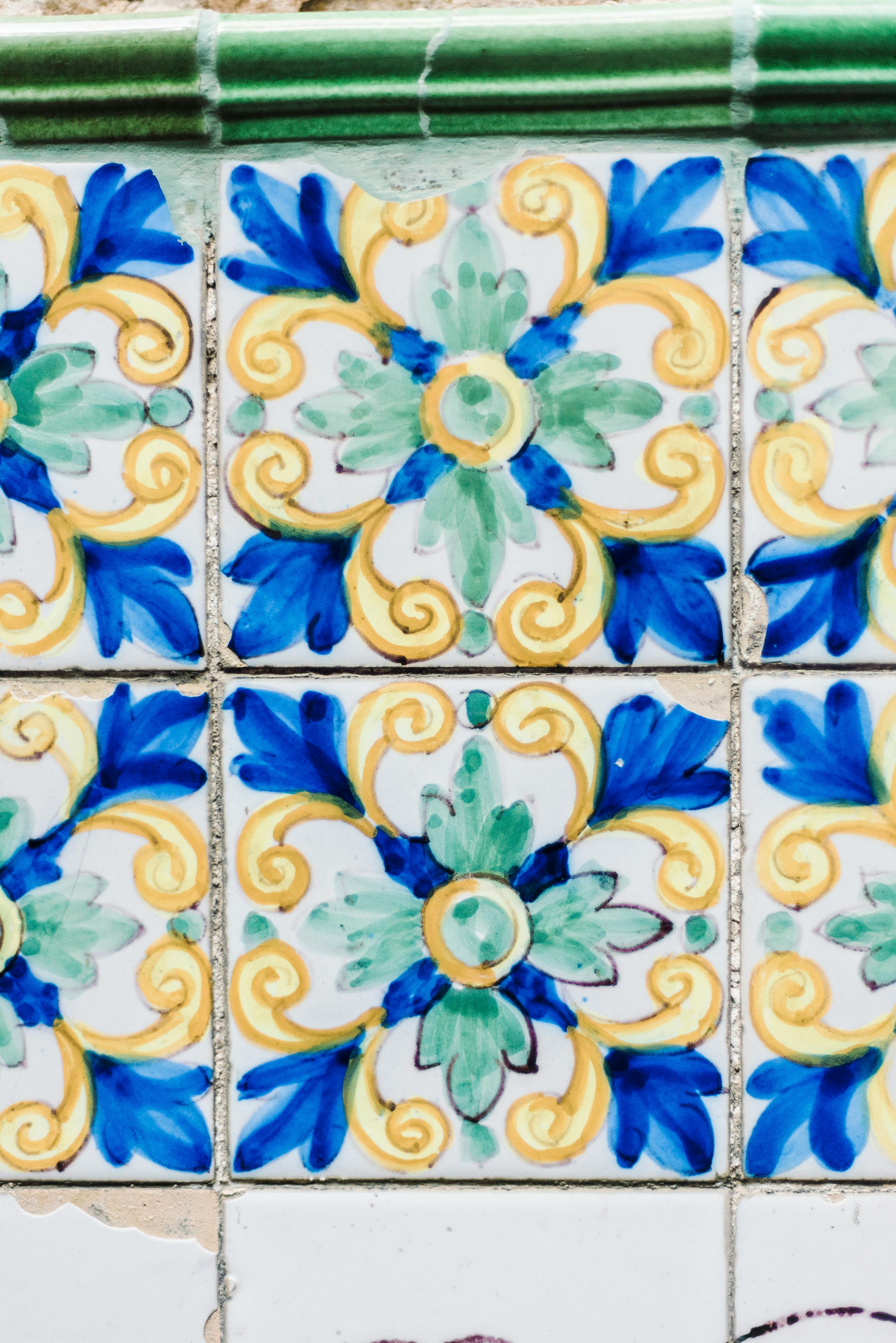 Pattern on Tiles · Free Stock Photo