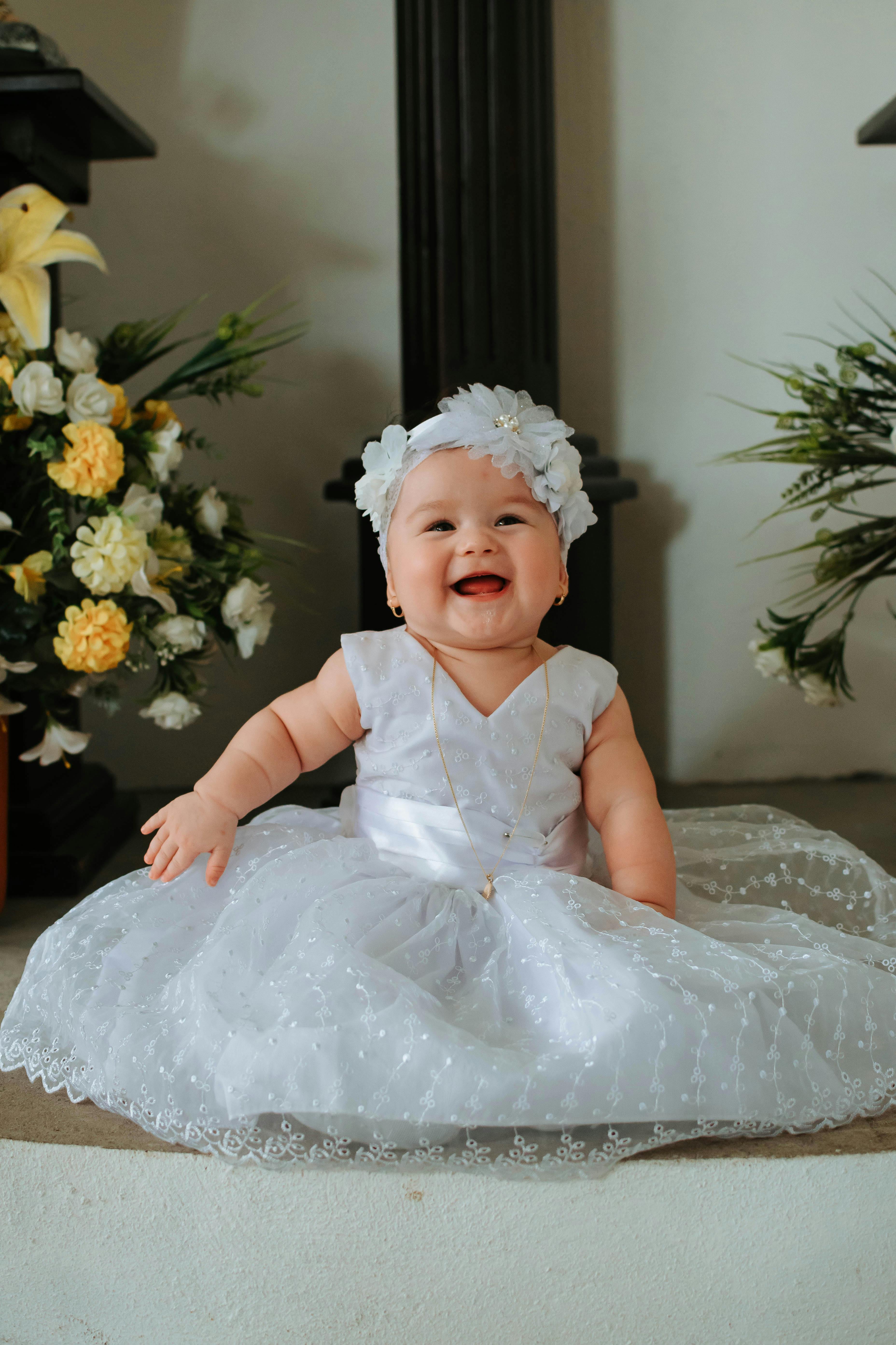 Millennials Laughing Photos, Download The BEST Free Millennials ...