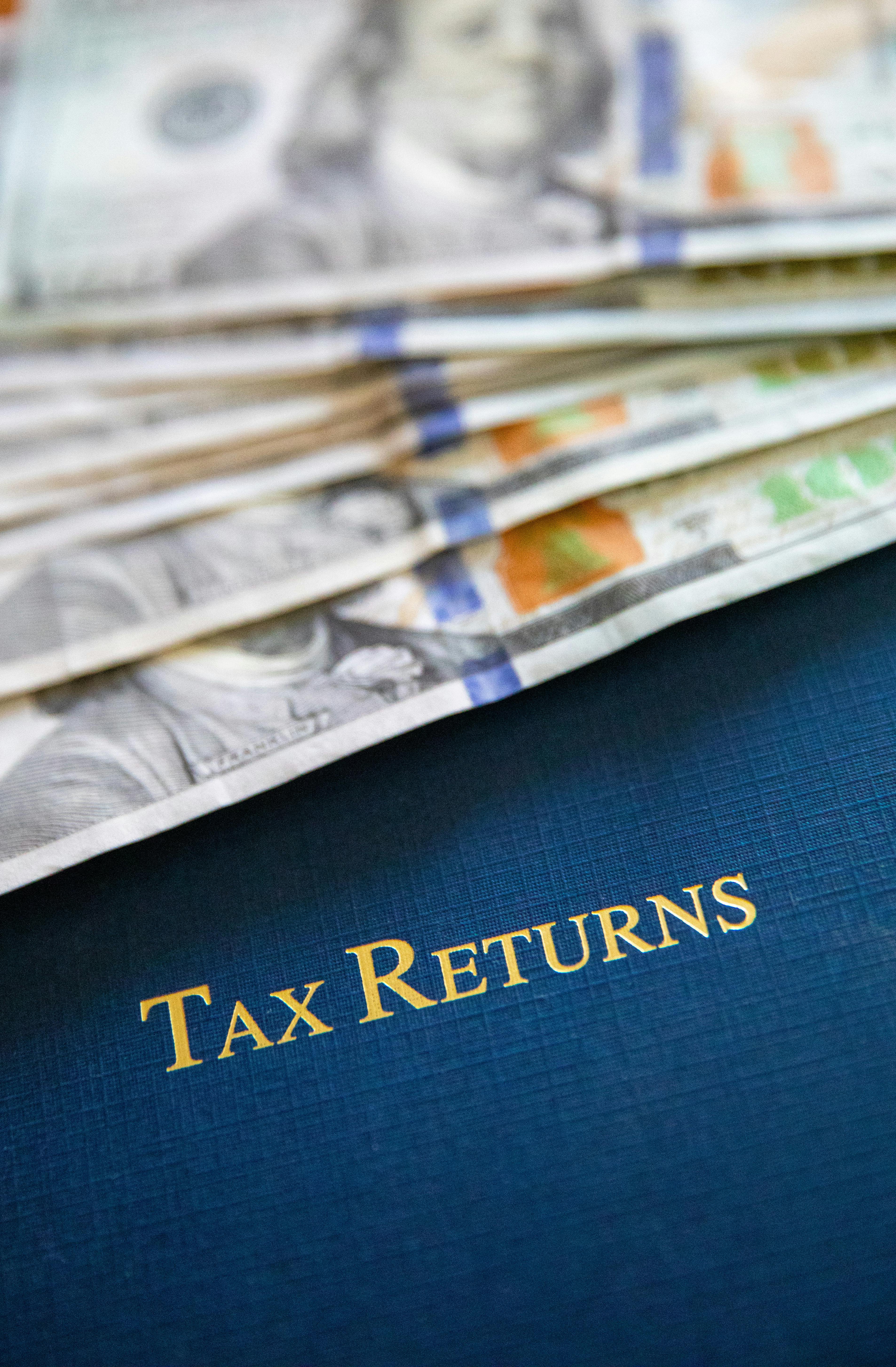 Irs 1040 Photos, Download Free Irs 1040 Stock Photos & HD Images