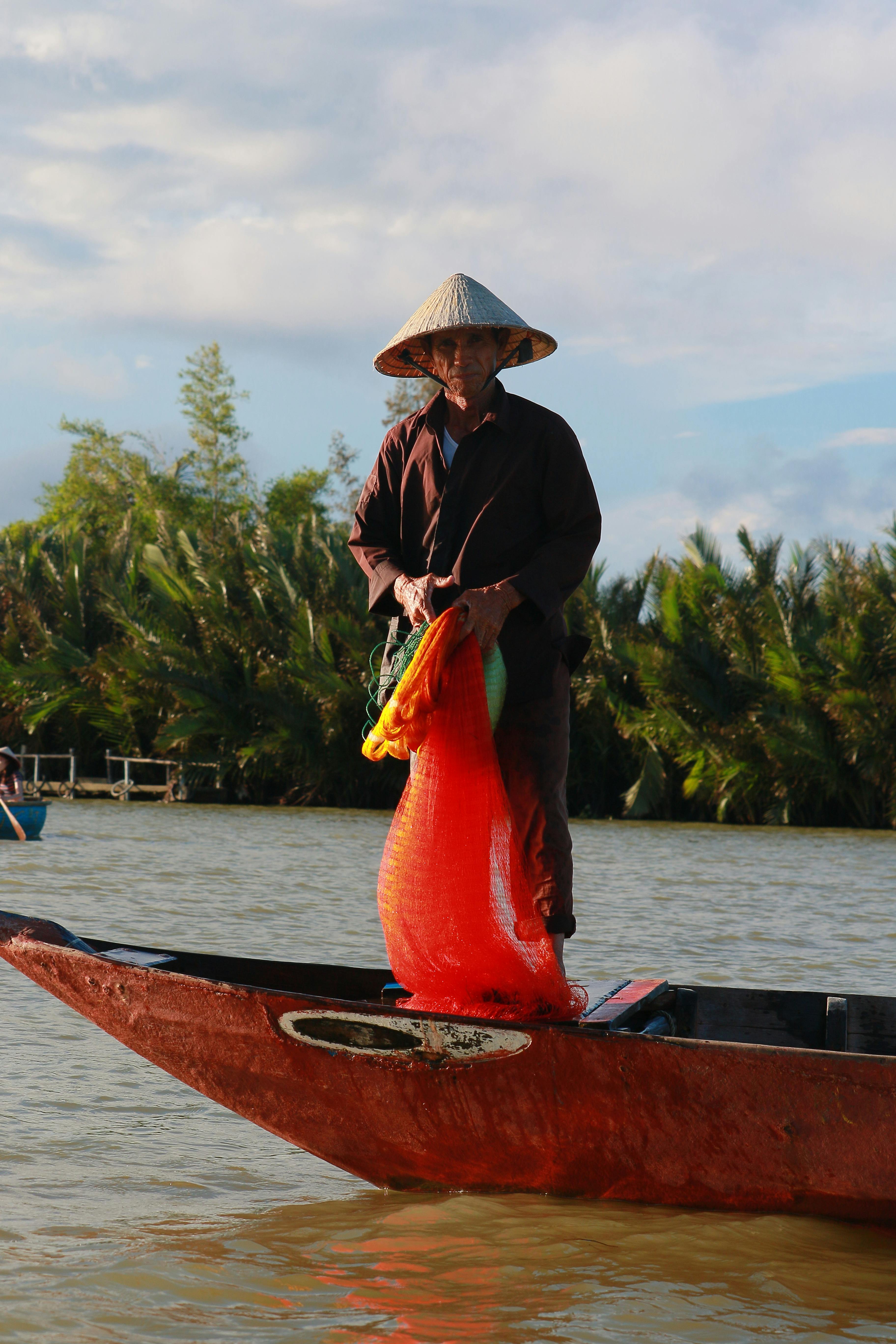 Man With Boat Photos, Download The BEST Free Man With Boat Stock Photos ...