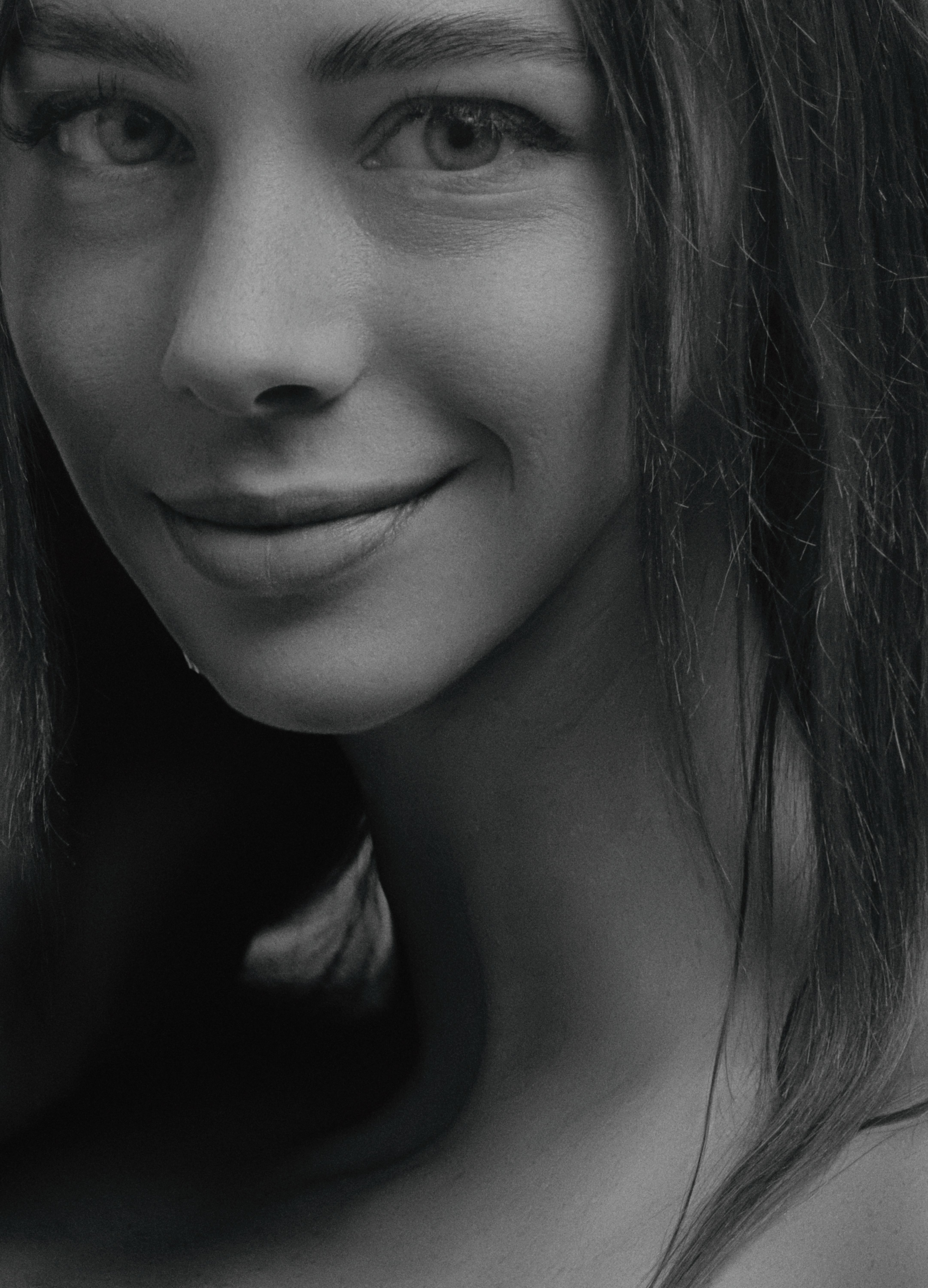 Grayscale Photo of a Woman · Free Stock Photo