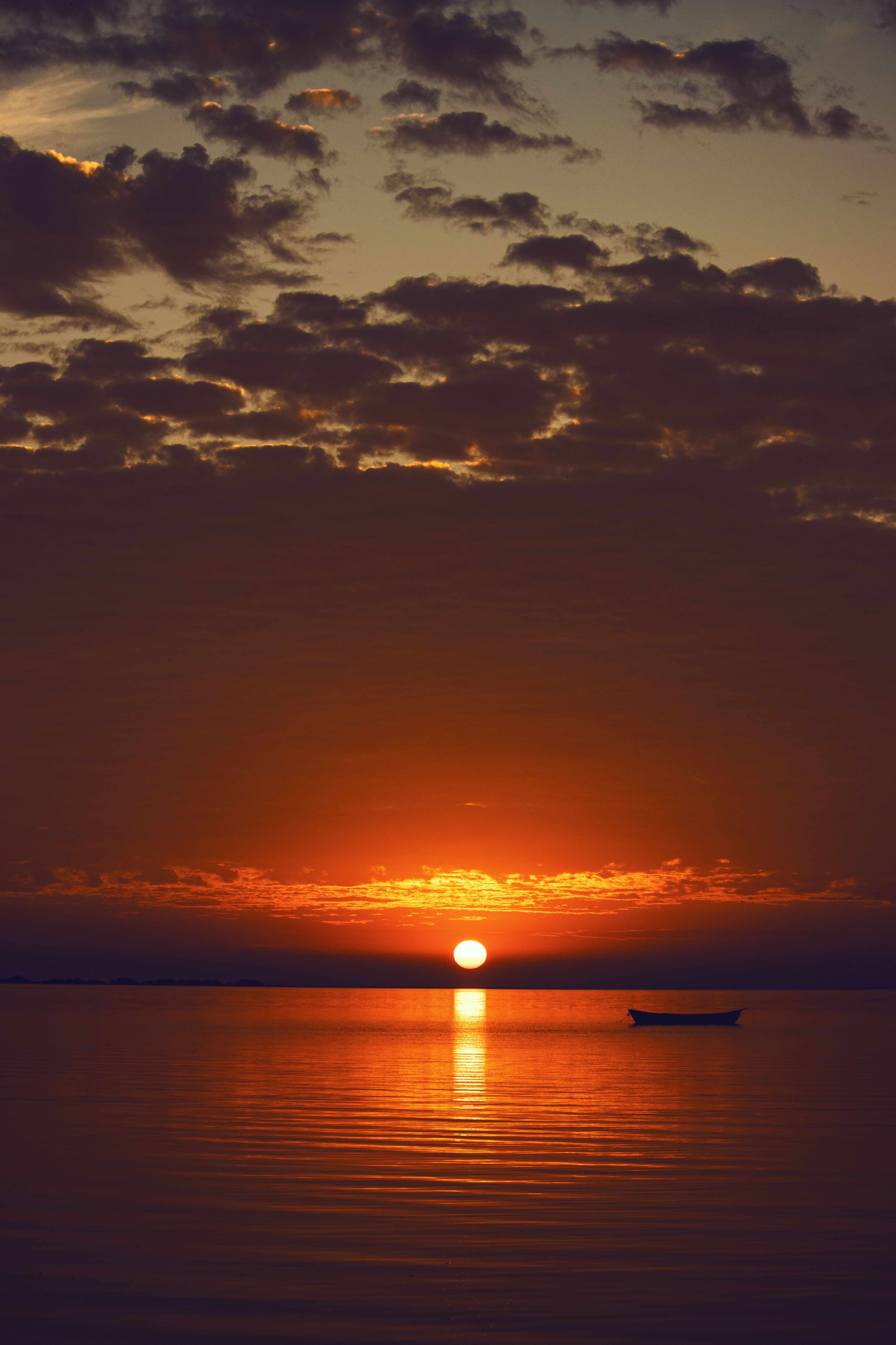 Boat on Water during Sunset · Free Stock Photo