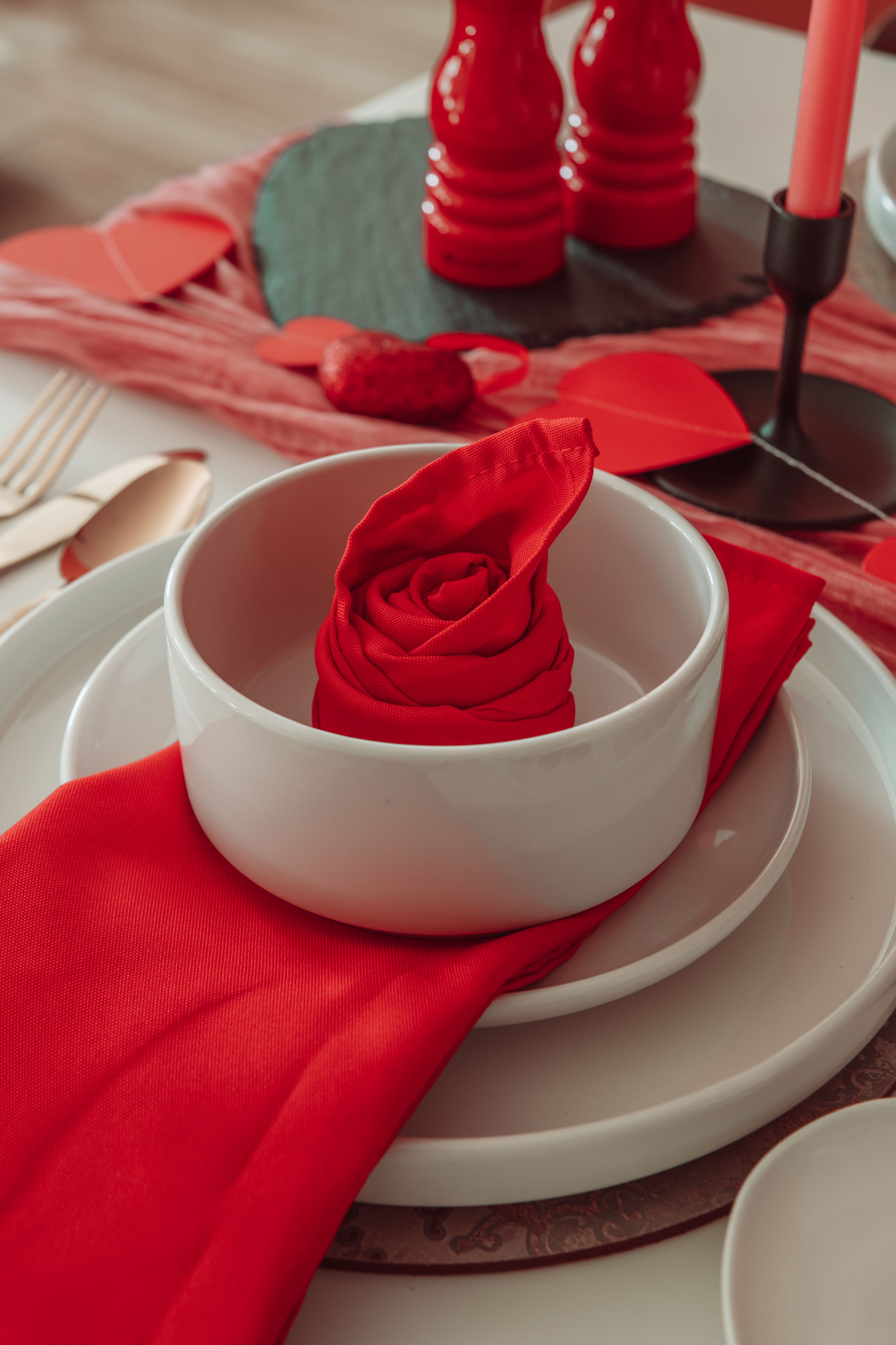 Red Napkin in Bowl · Free Stock Photo