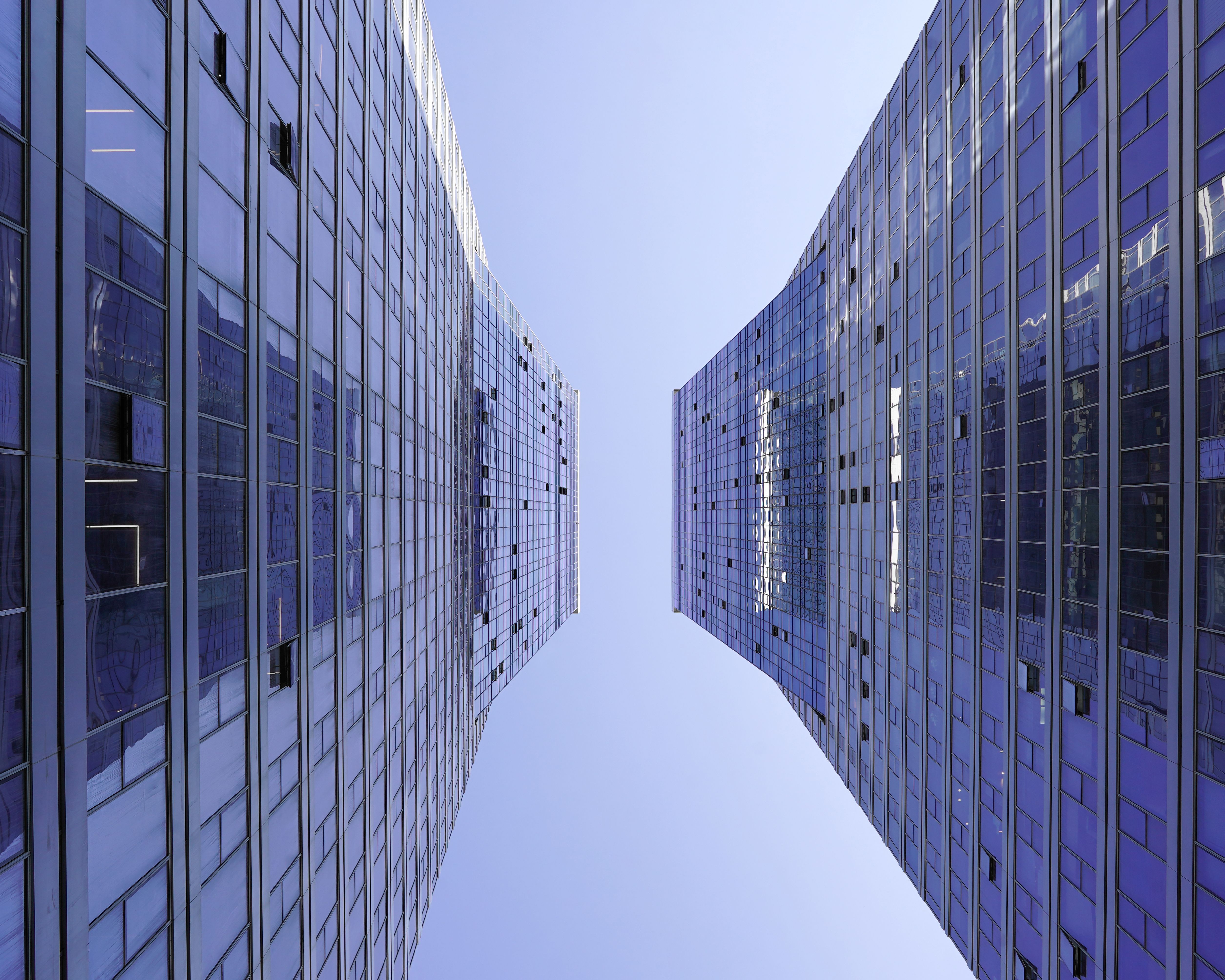 Photographing City Buildings with a Smartphone · Free Stock Photo