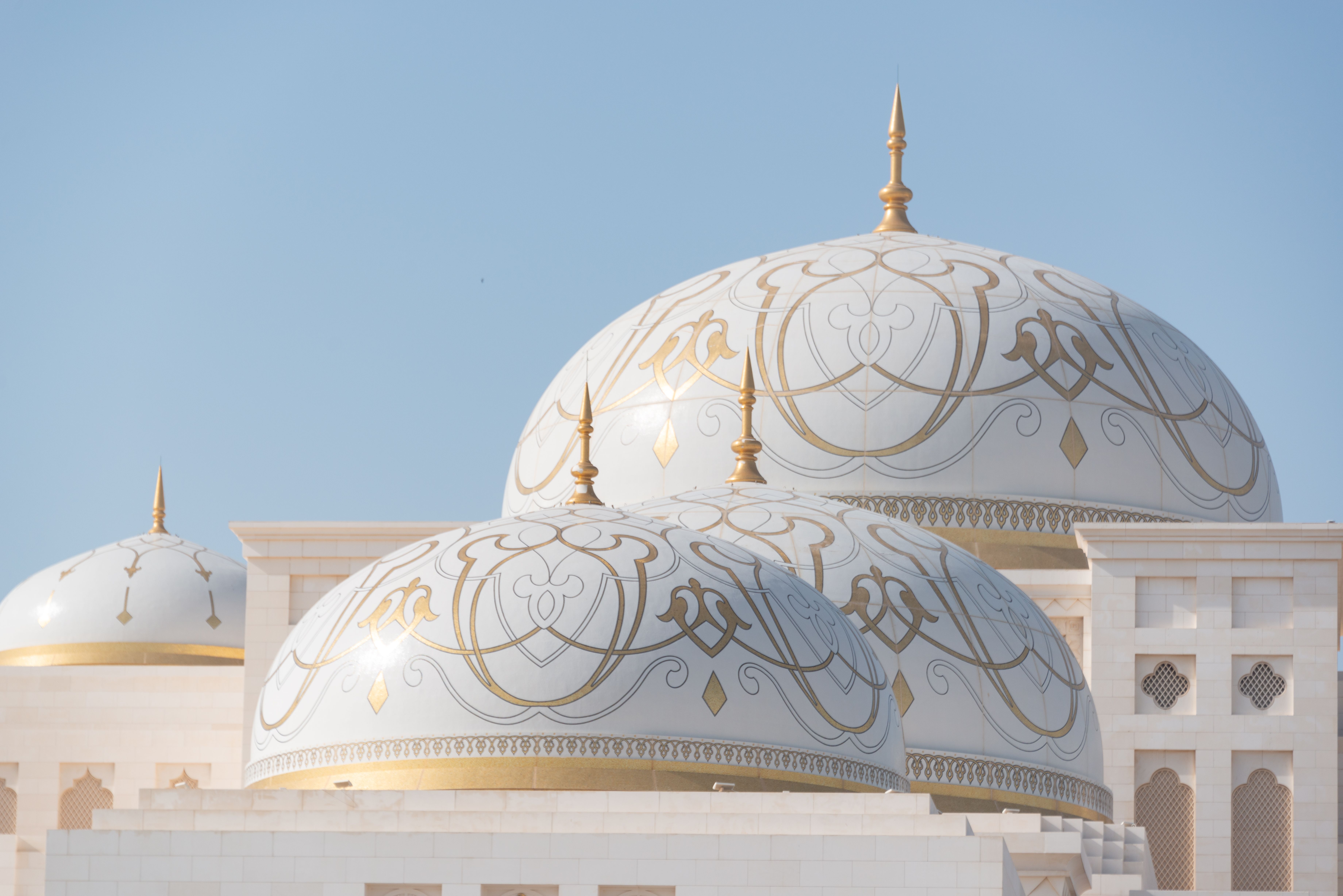 Emirates Palace Mandarin Oriental Hotel in Abu Dhabi · Free Stock Photo