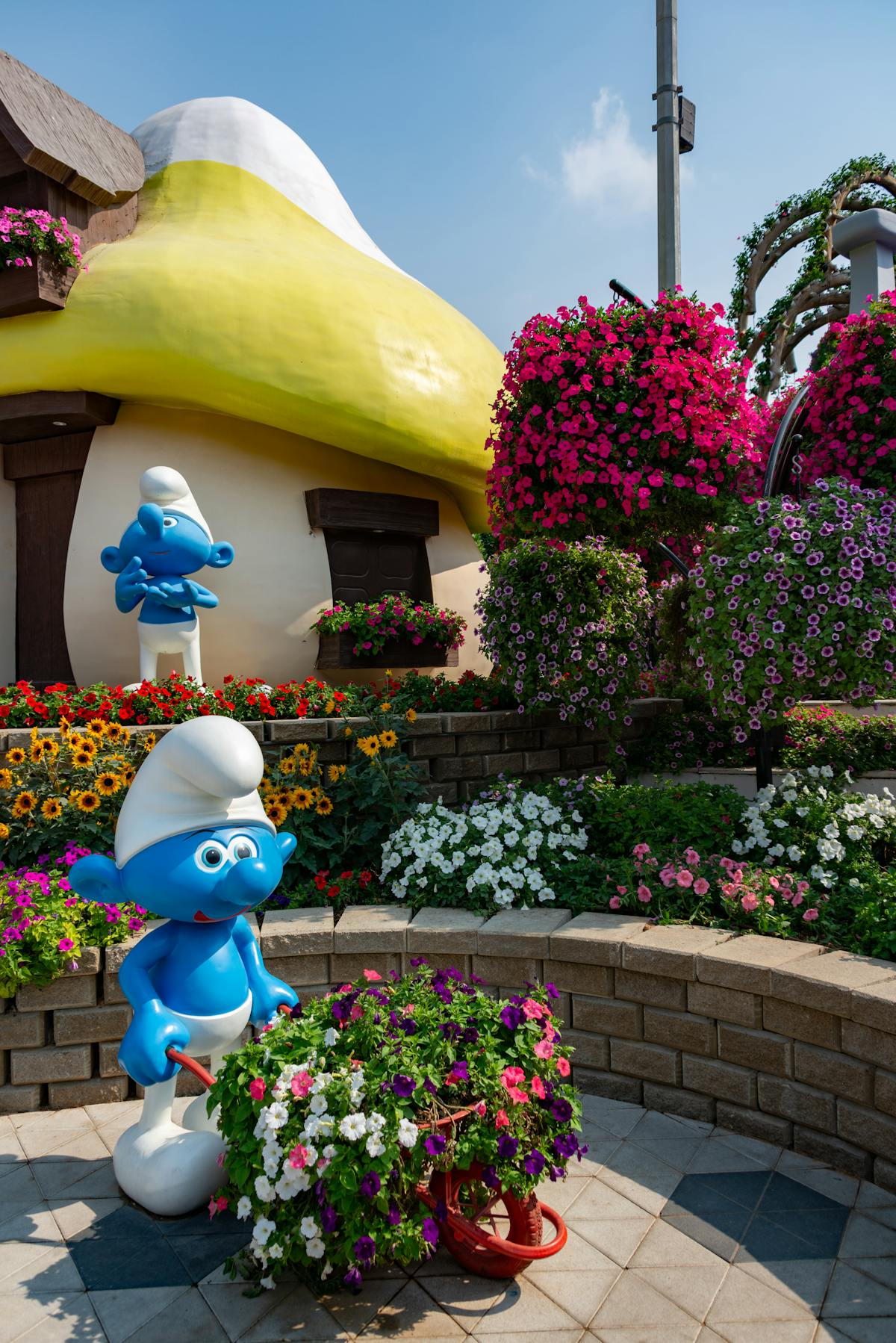 Smurfs Photos, Download The BEST Free Smurfs Stock Photos & HD Images