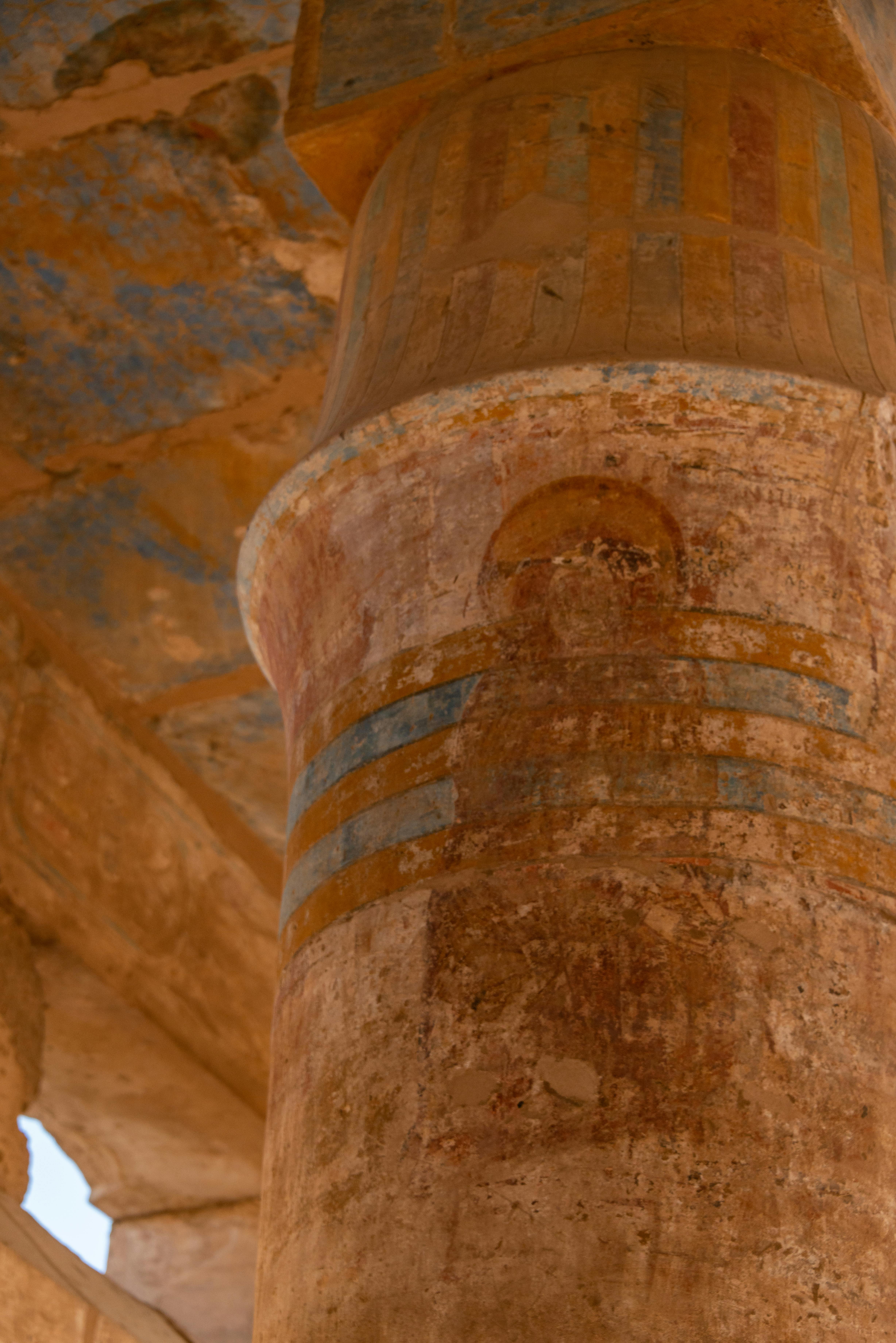 Column of Ancient Sandstone Temple · Free Stock Photo