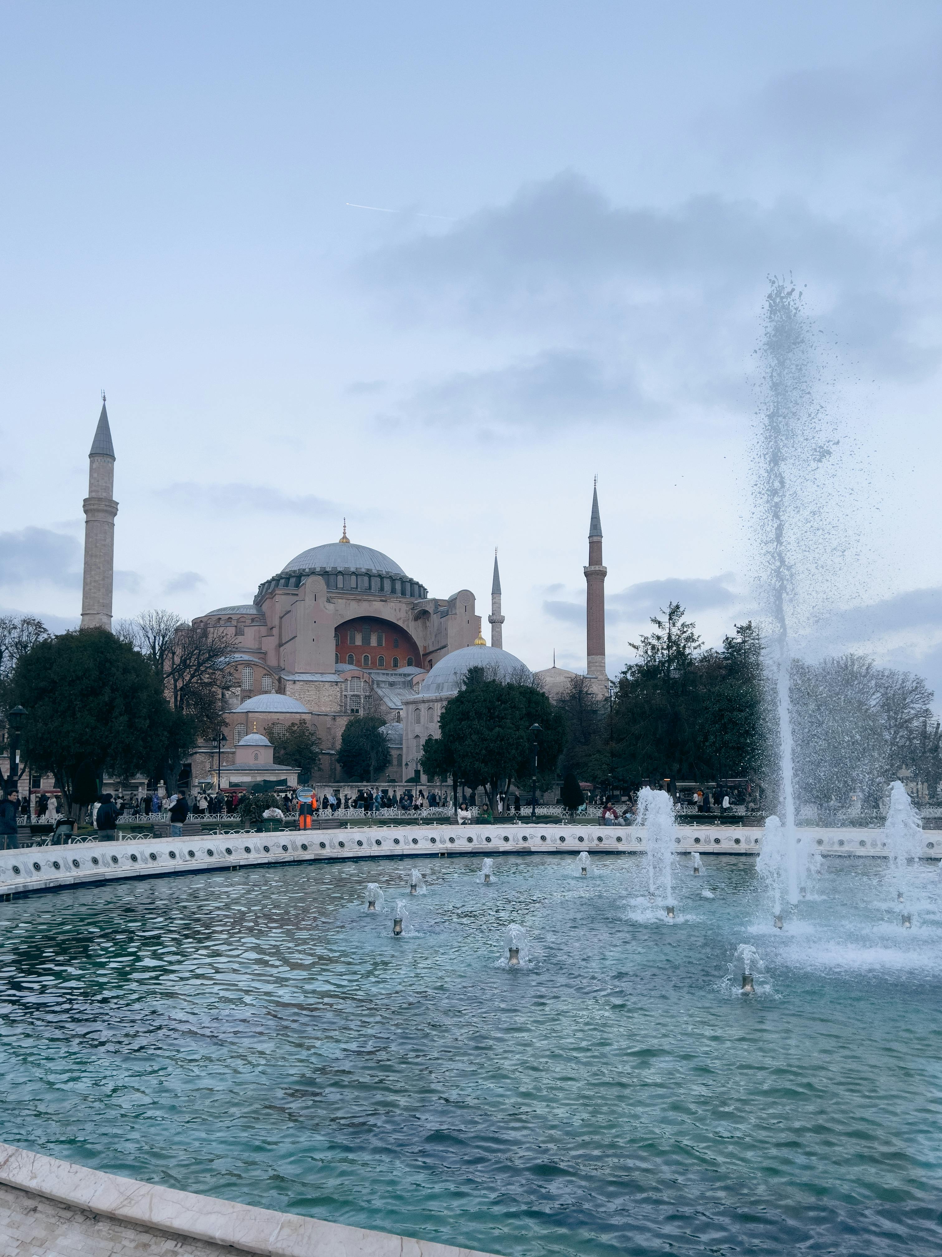 Great Mosque in Aqrah · Free Stock Photo