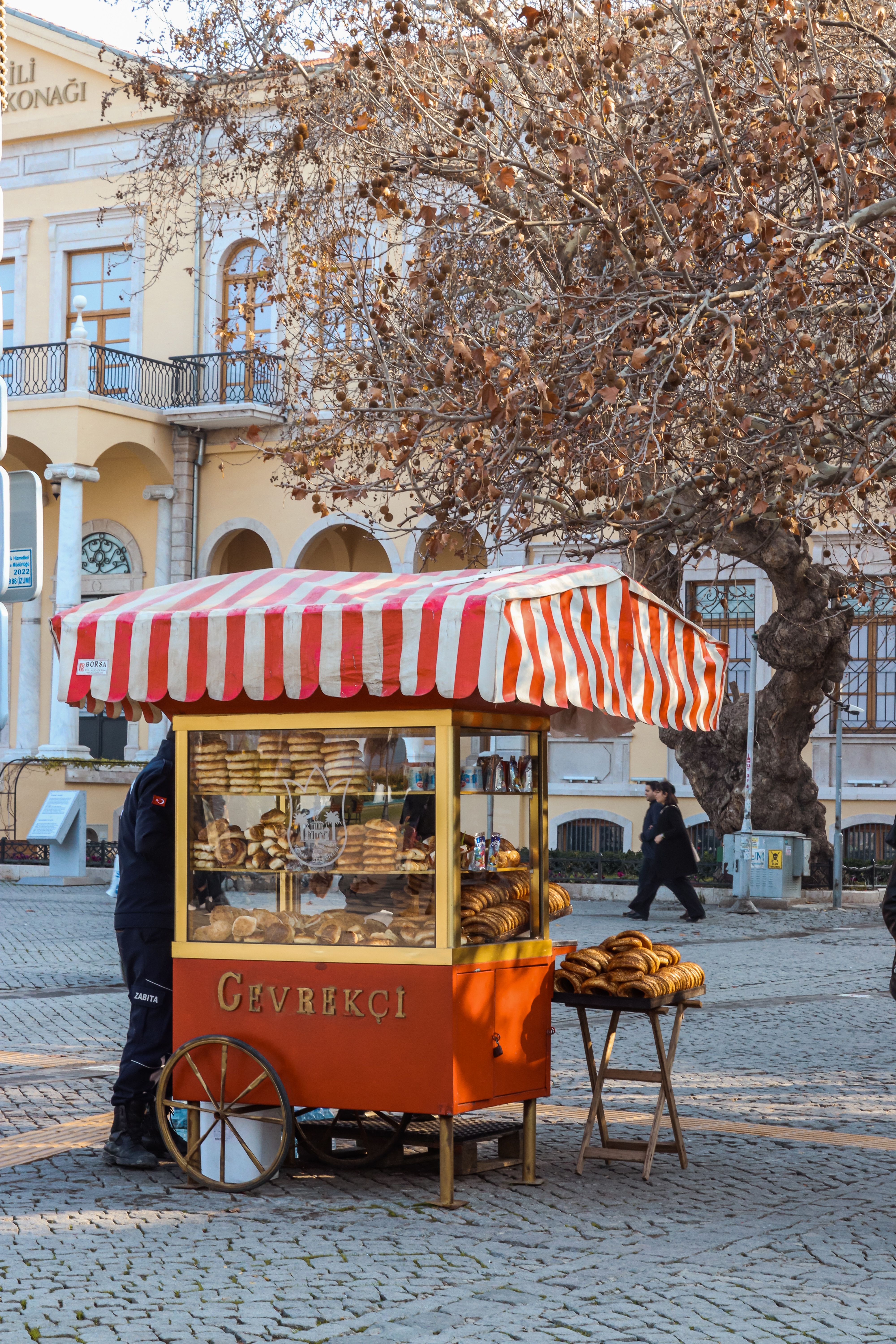 Stall with Bagels on Street in Turkey · Free Stock Photo