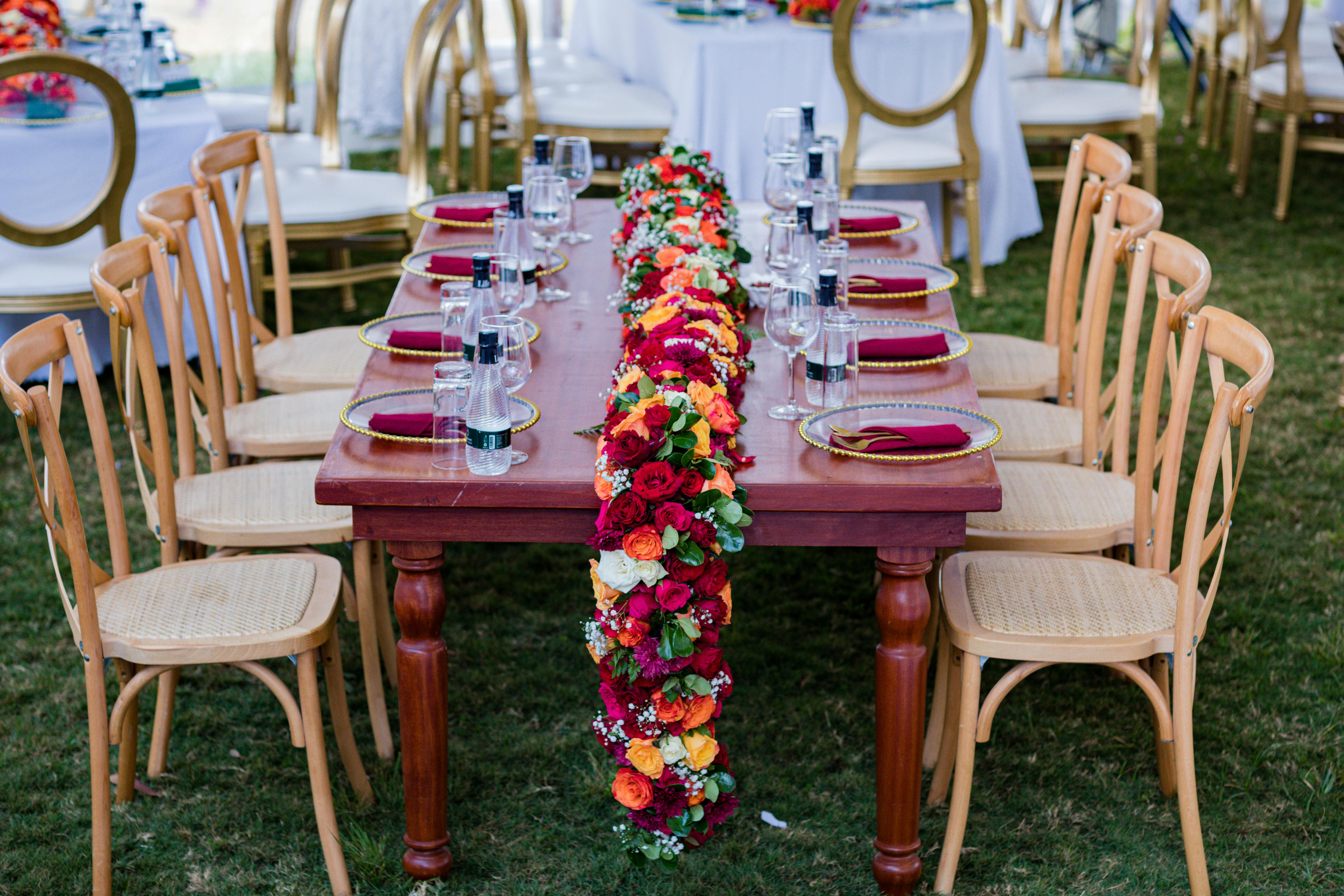 Table Setting in Wedding Reception Venue · Free Stock Photo