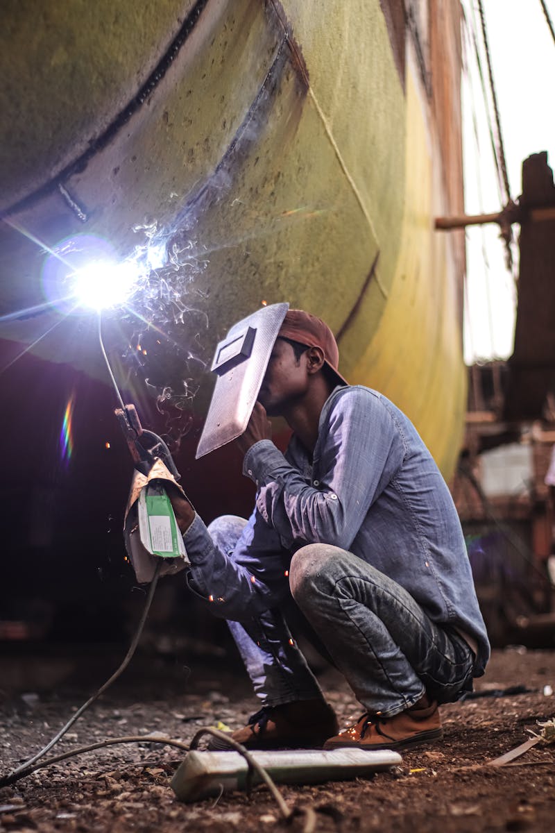 Ship Welding Photos, Download The BEST Free Ship Welding Stock Photos ...