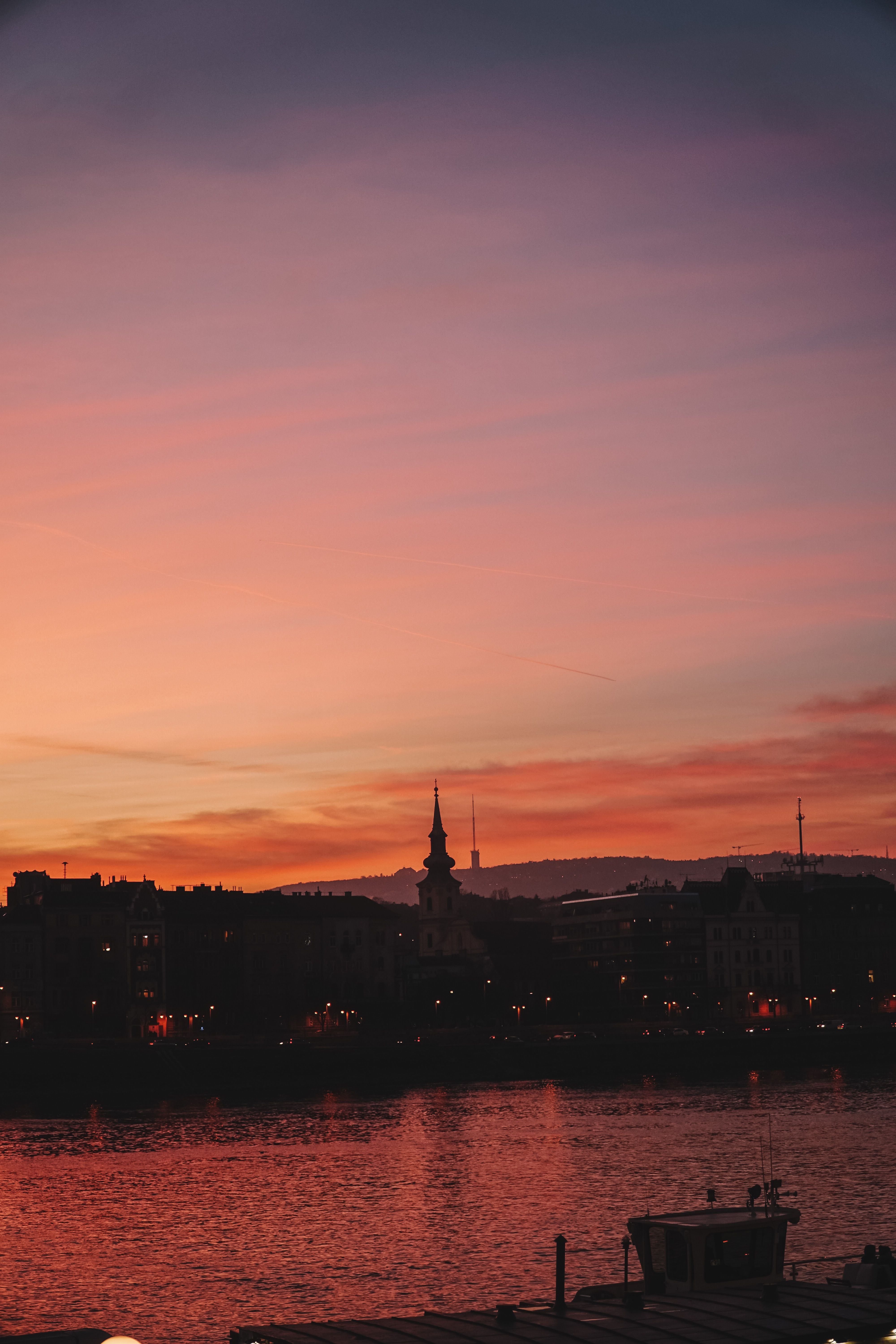 Cityscape at Amazing Sunset · Free Stock Photo