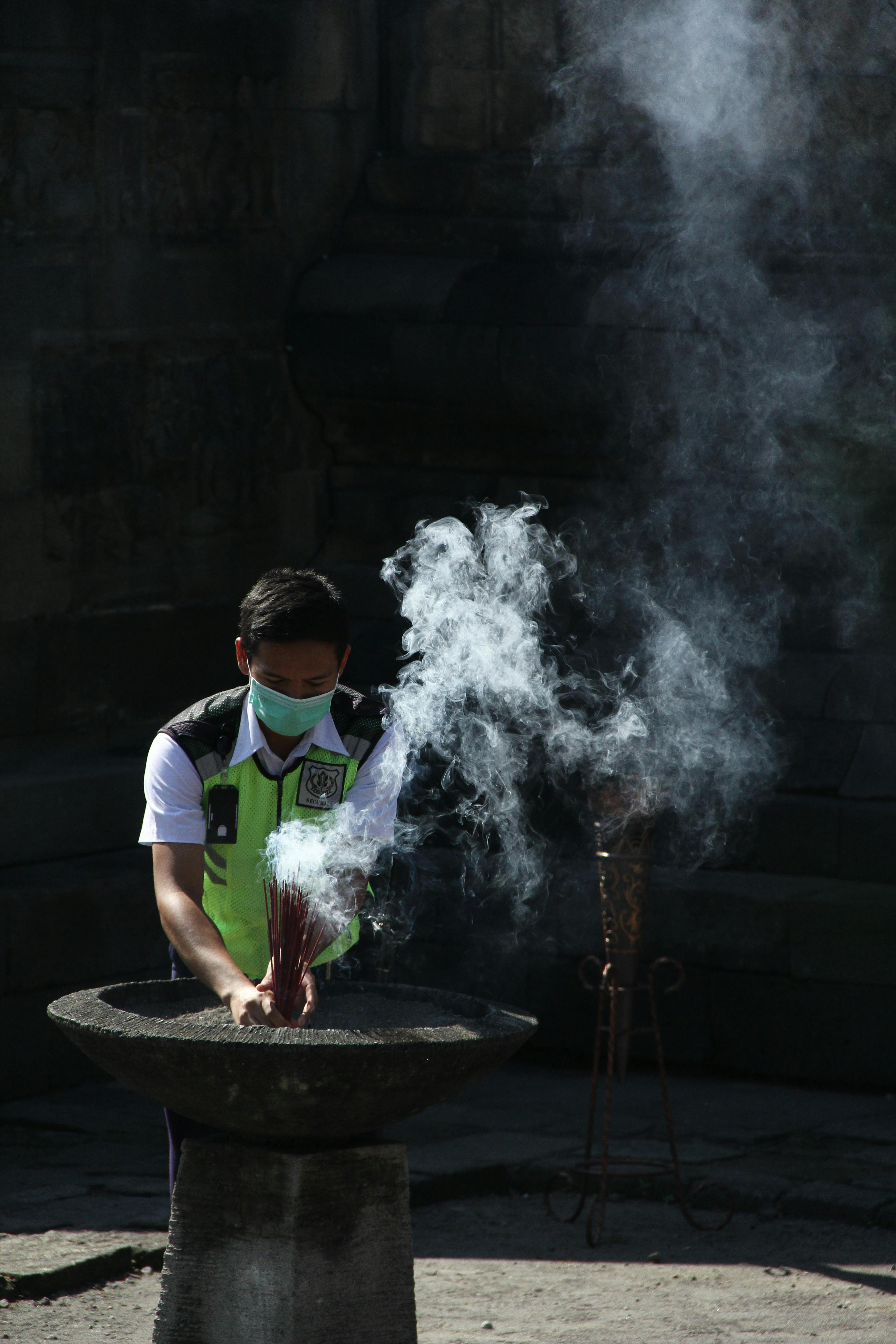 Firecrackers Smoke Photos, Download The BEST Free Firecrackers Smoke ...