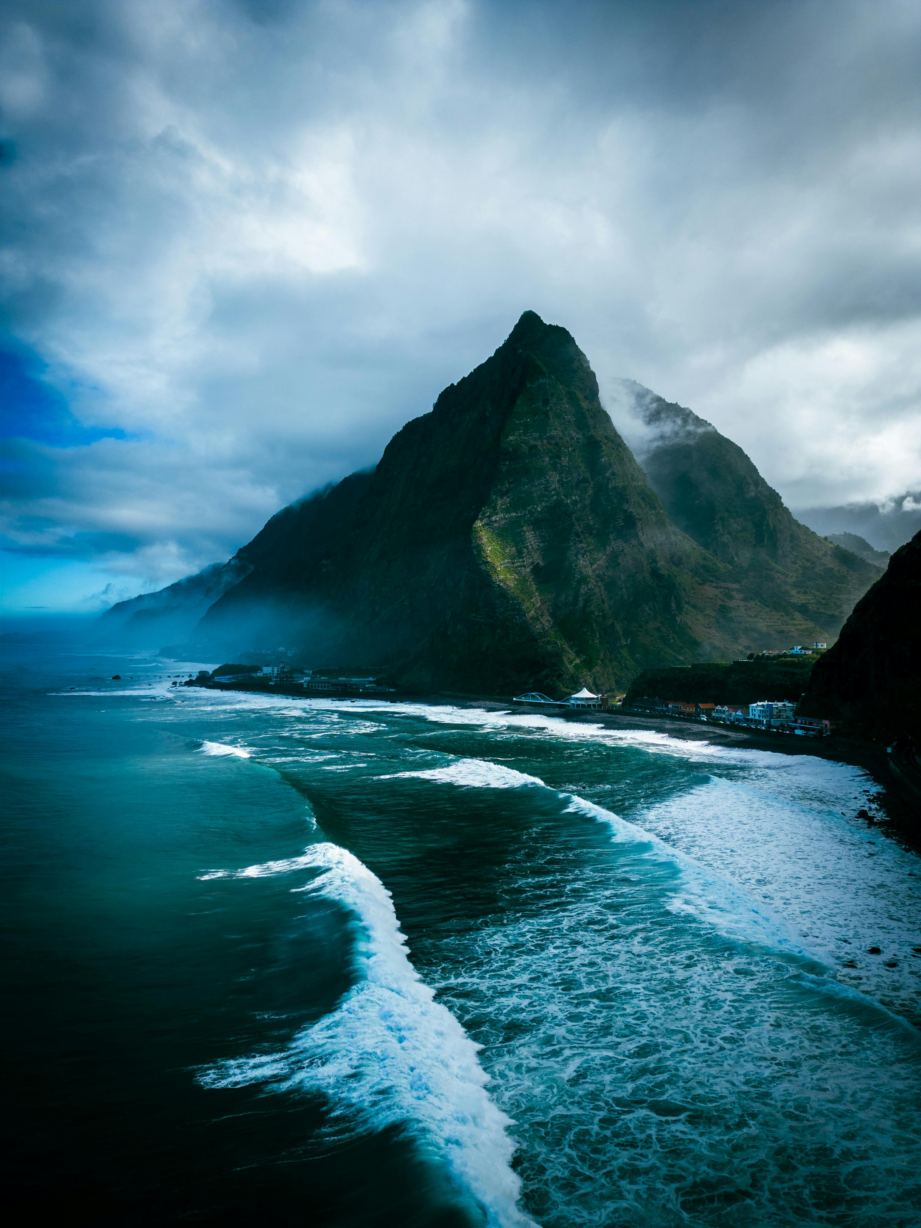 Seismic Waves Photos, Download The BEST Free Seismic Waves Stock Photos ...