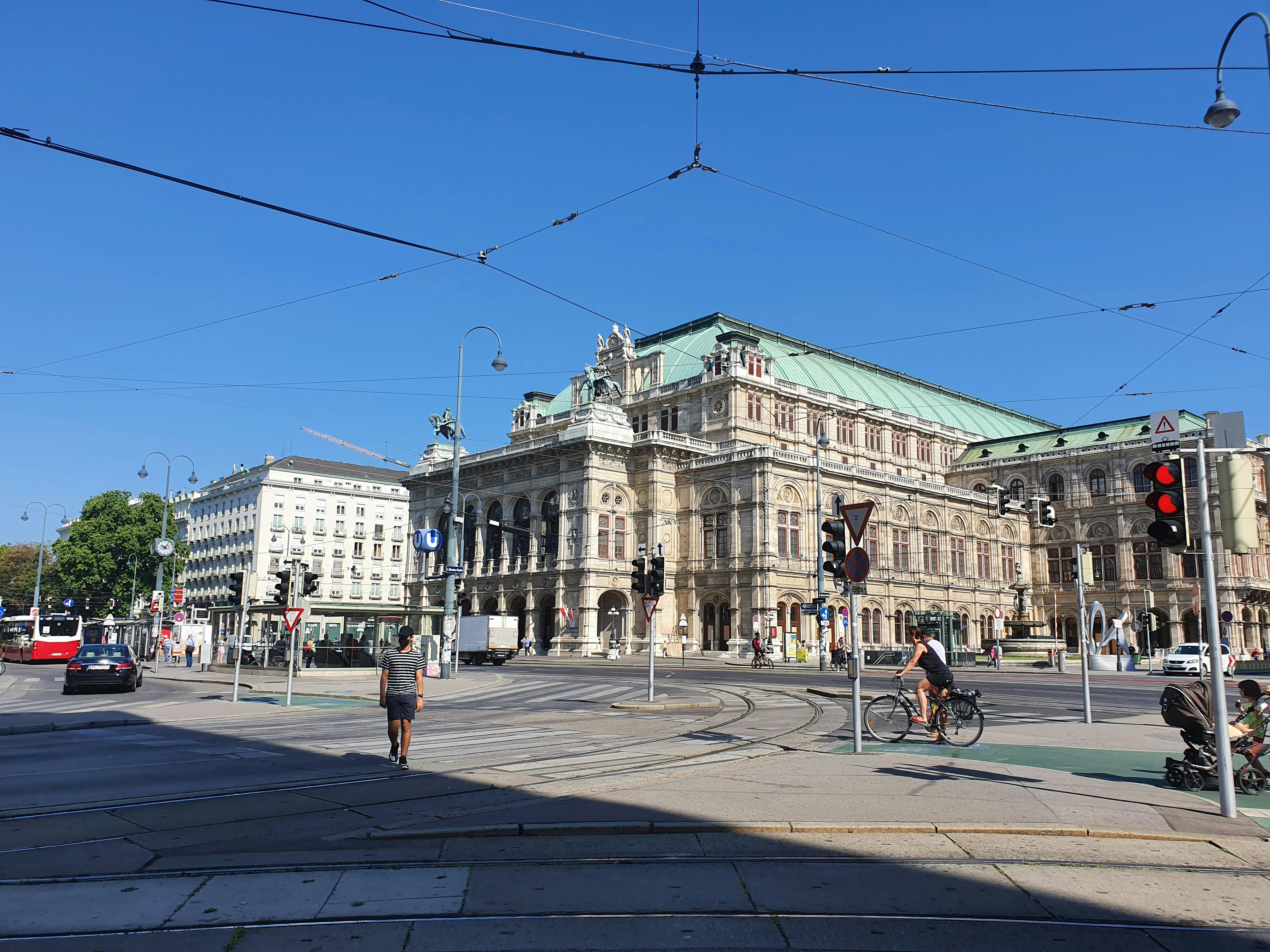 Streets of Vienna 8 · Free Stock Photo