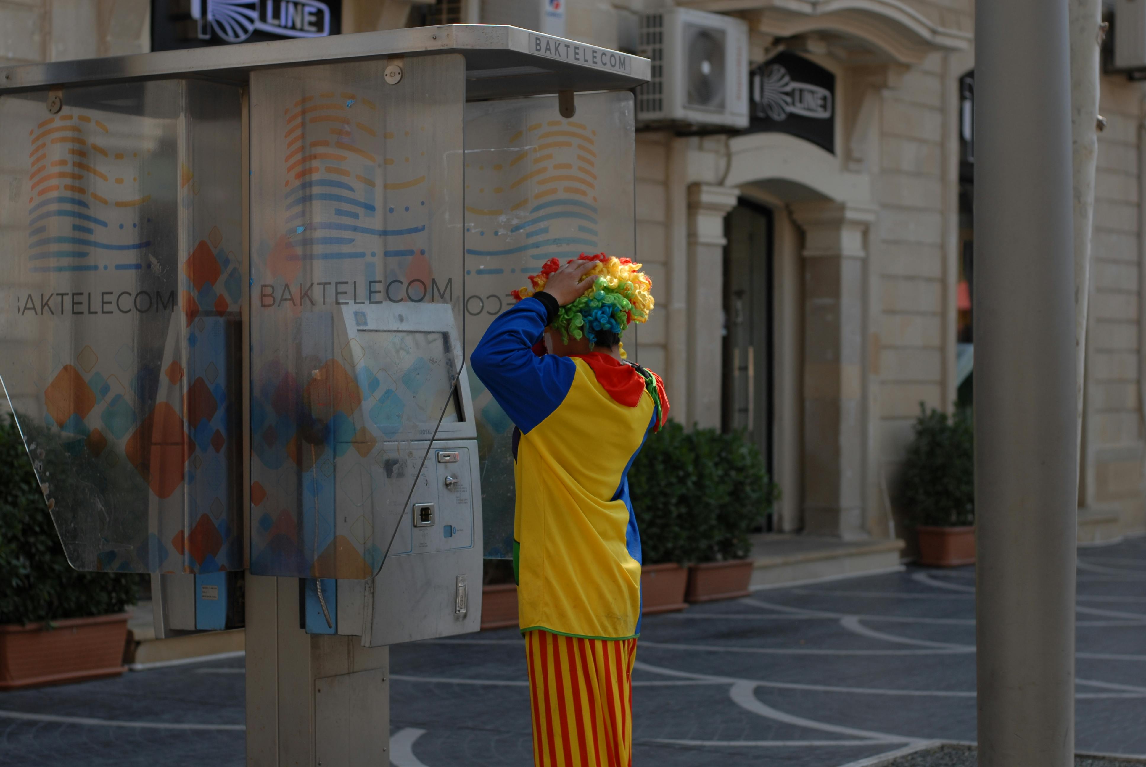 Clown Back Photos, Download The BEST Free Clown Back Stock Photos & HD ...