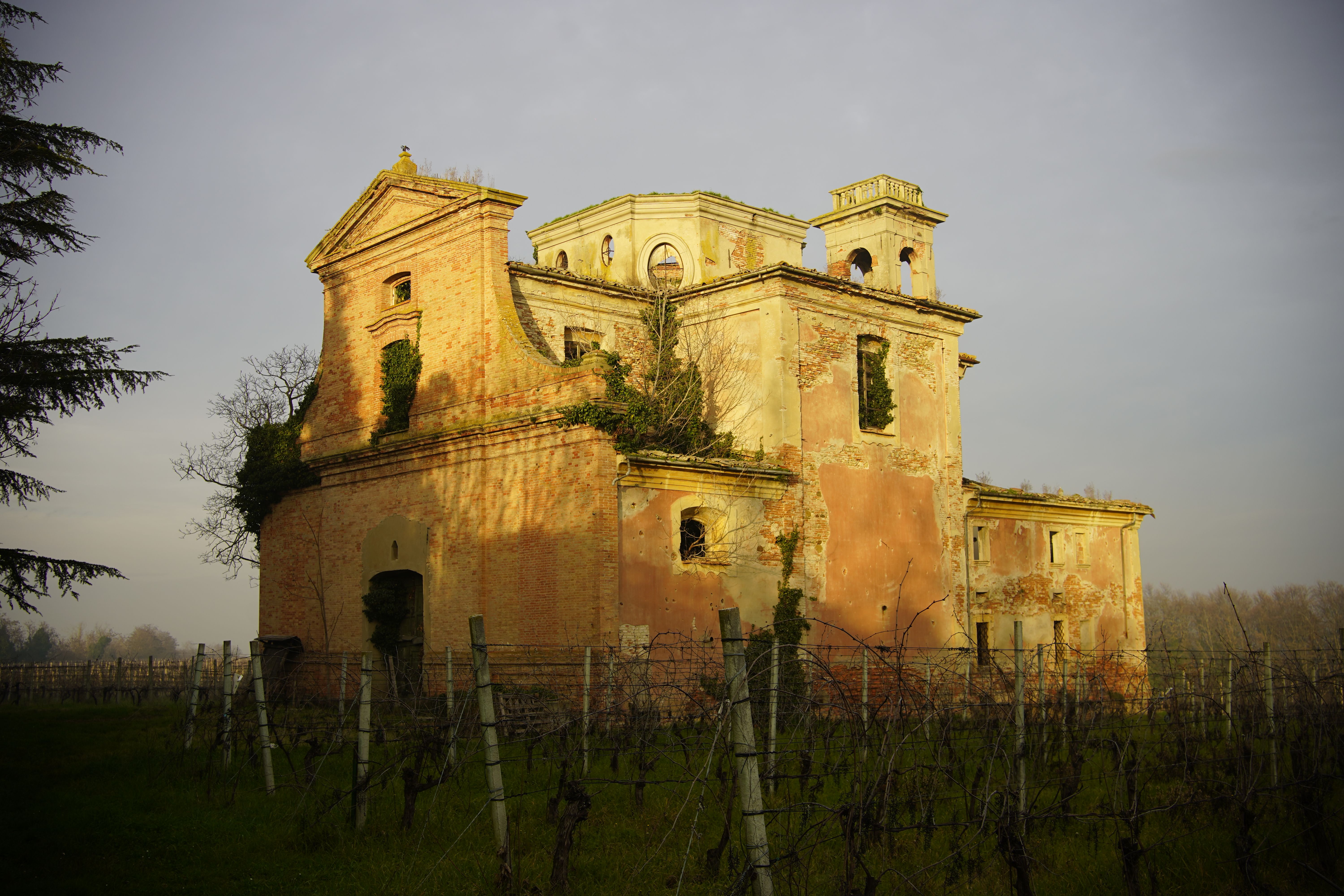 Ruins of the Church of Scardavilla, Meldola, Italy · Free Stock Photo