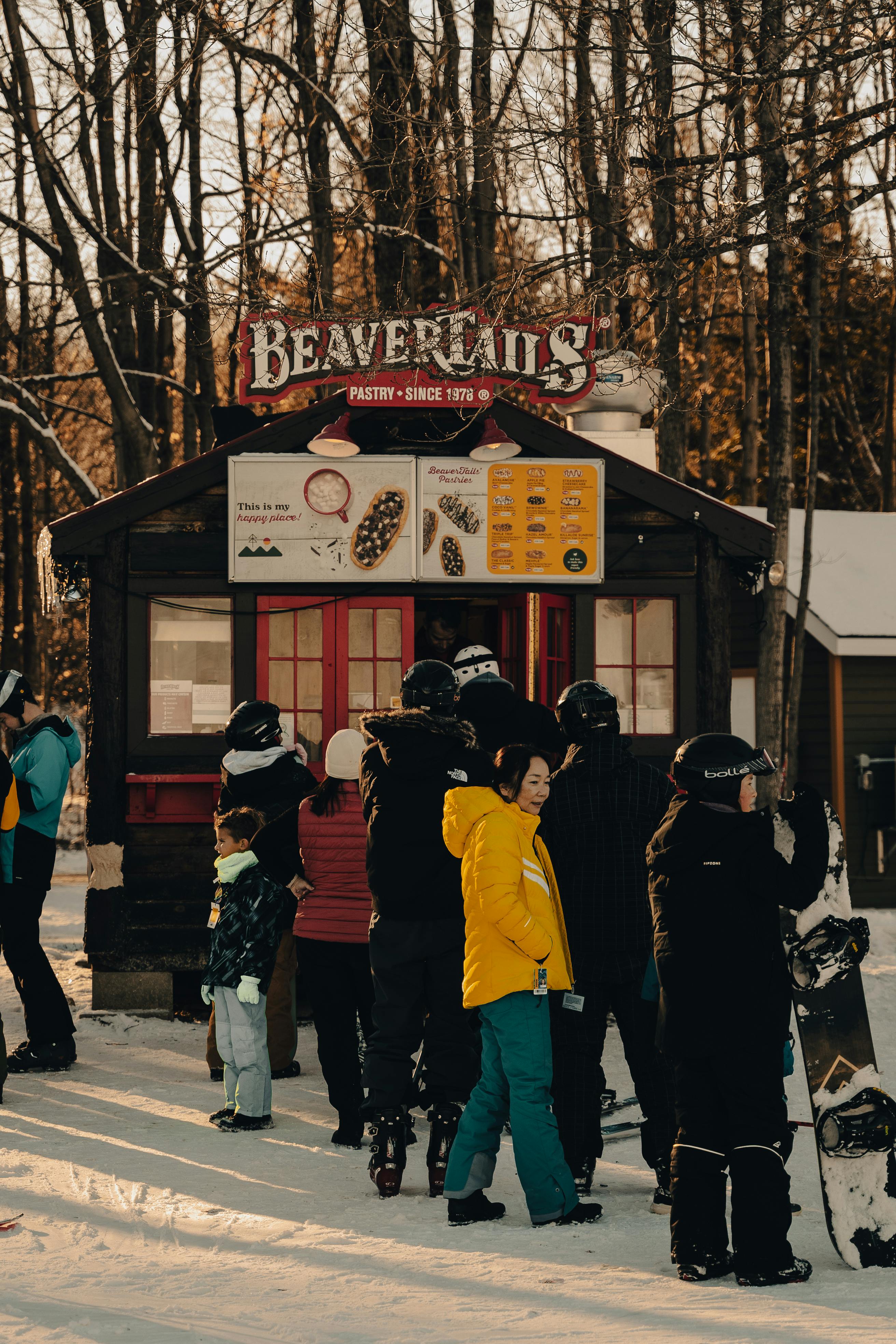 Beavertails Stand Photos, Download The BEST Free Beavertails Stand ...