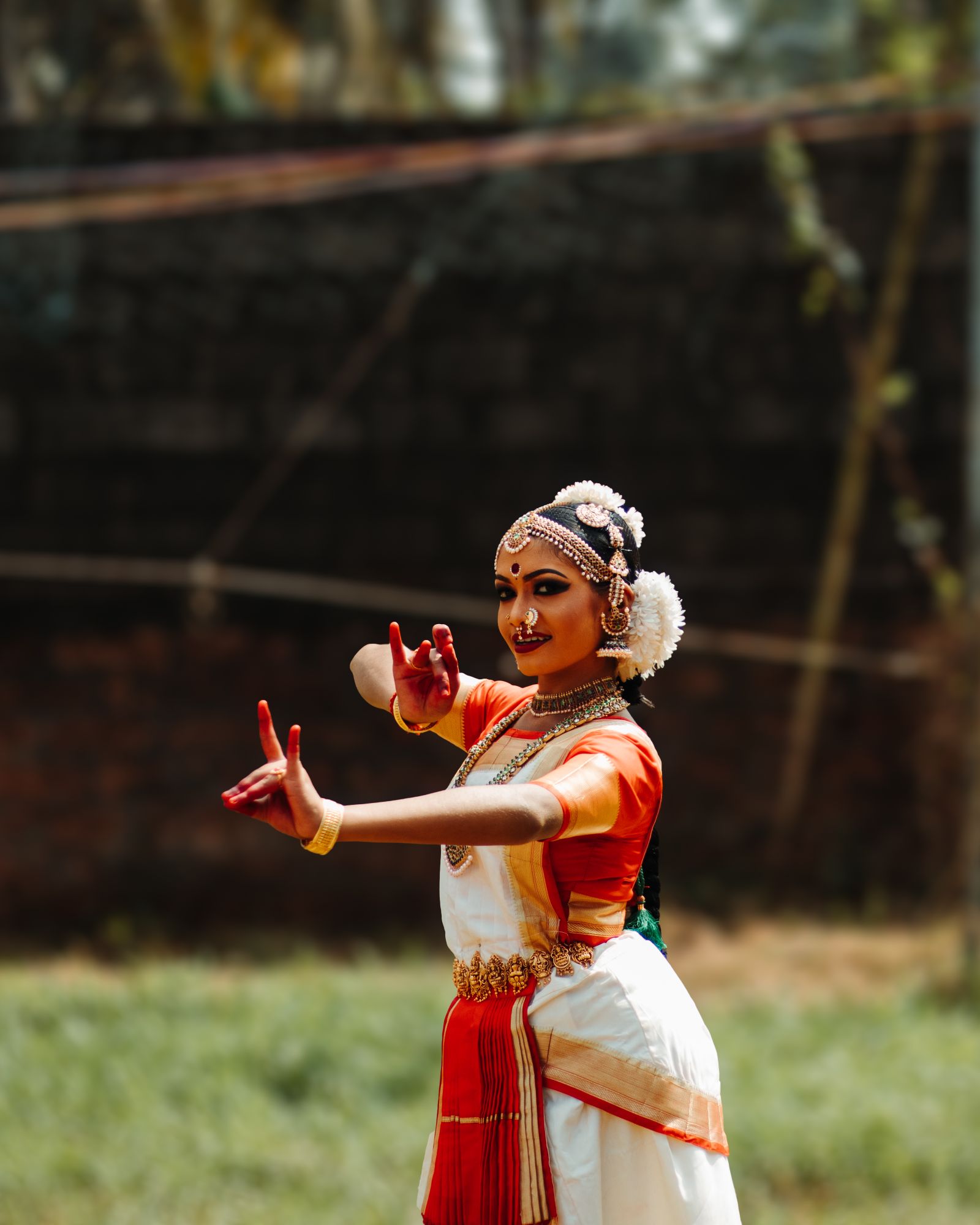 Indian Women Dancing Photos, Download The BEST Free Indian Women ...