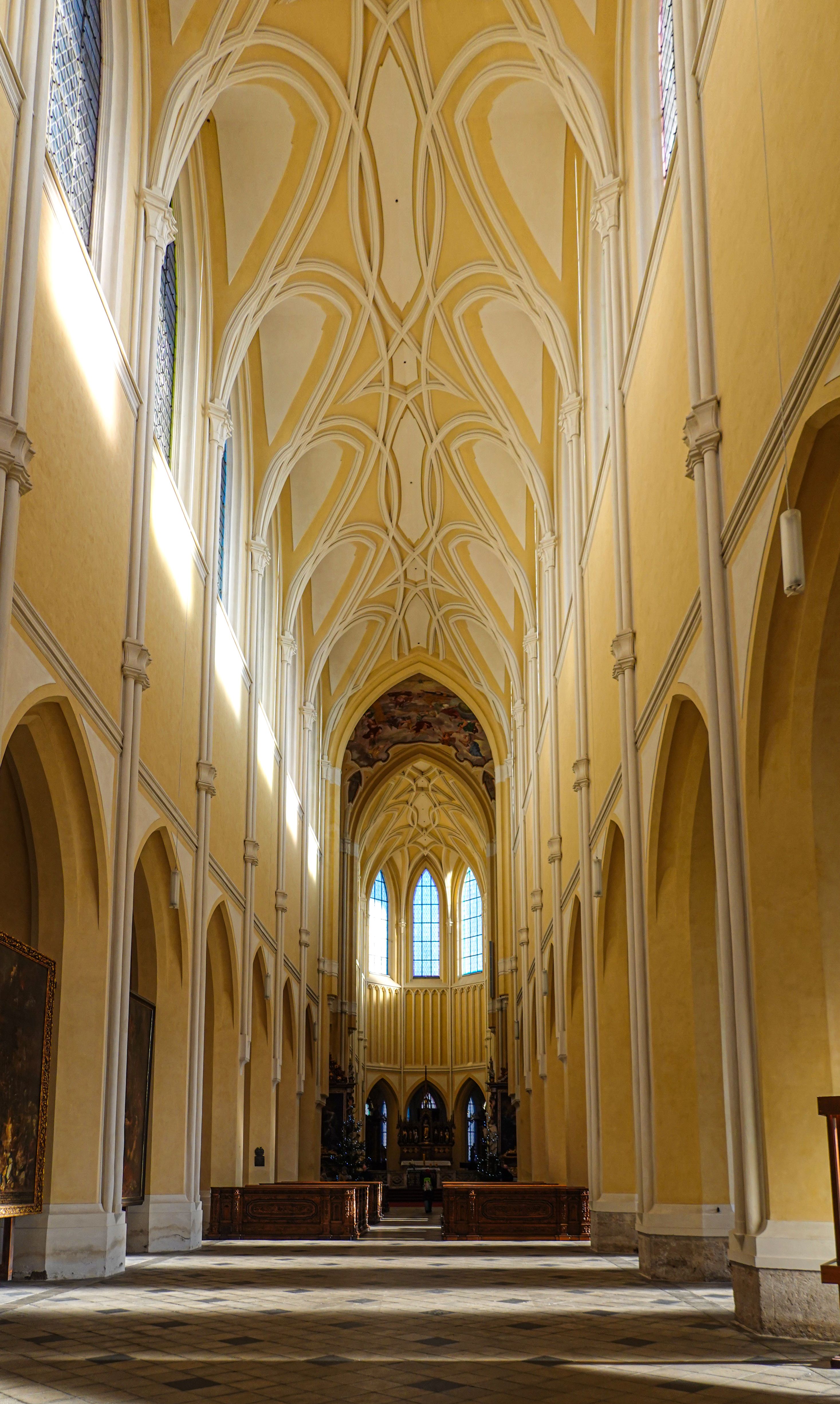 Main Church Nave · Free Stock Photo