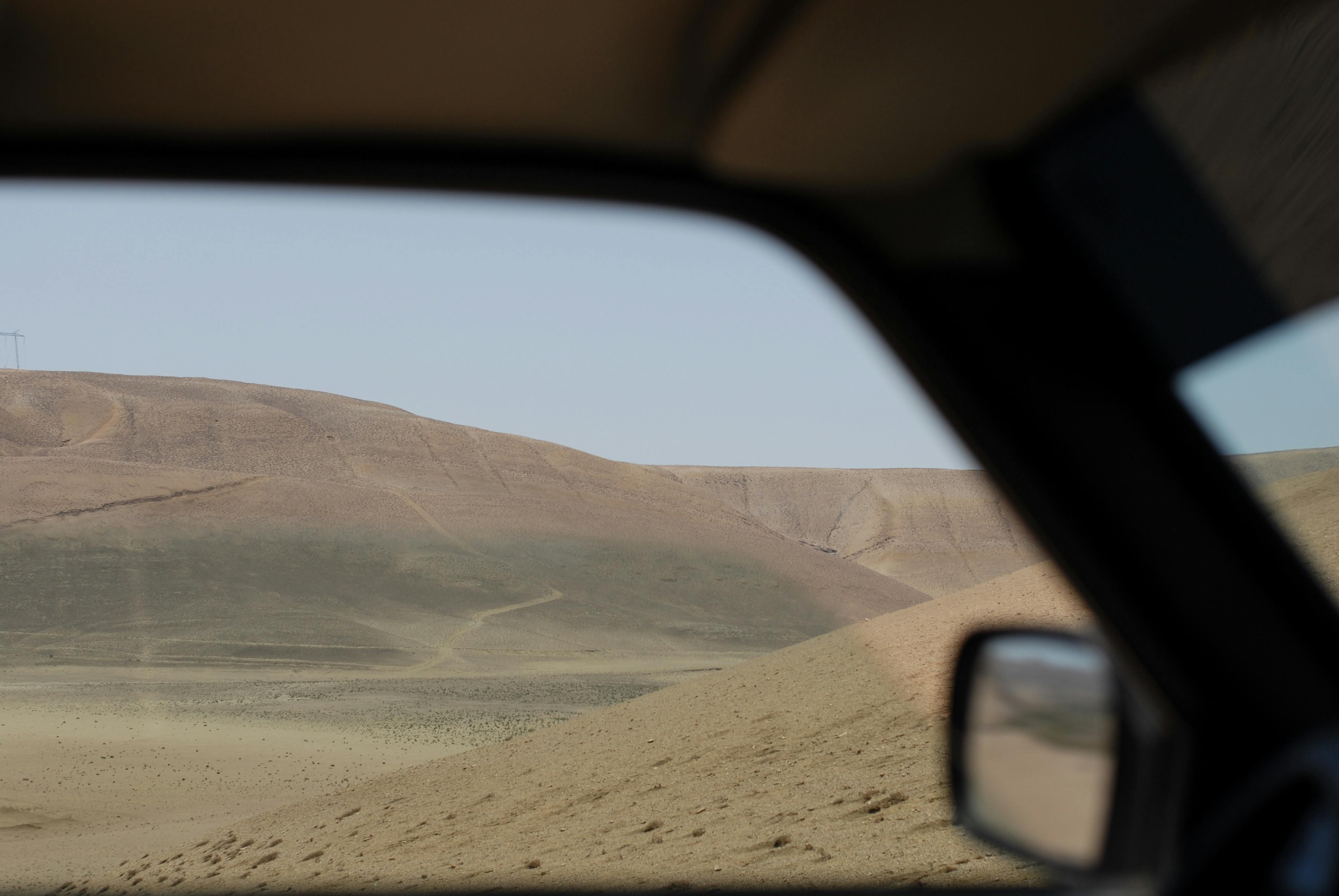 Desert Seen form a Car Interior · Free Stock Photo