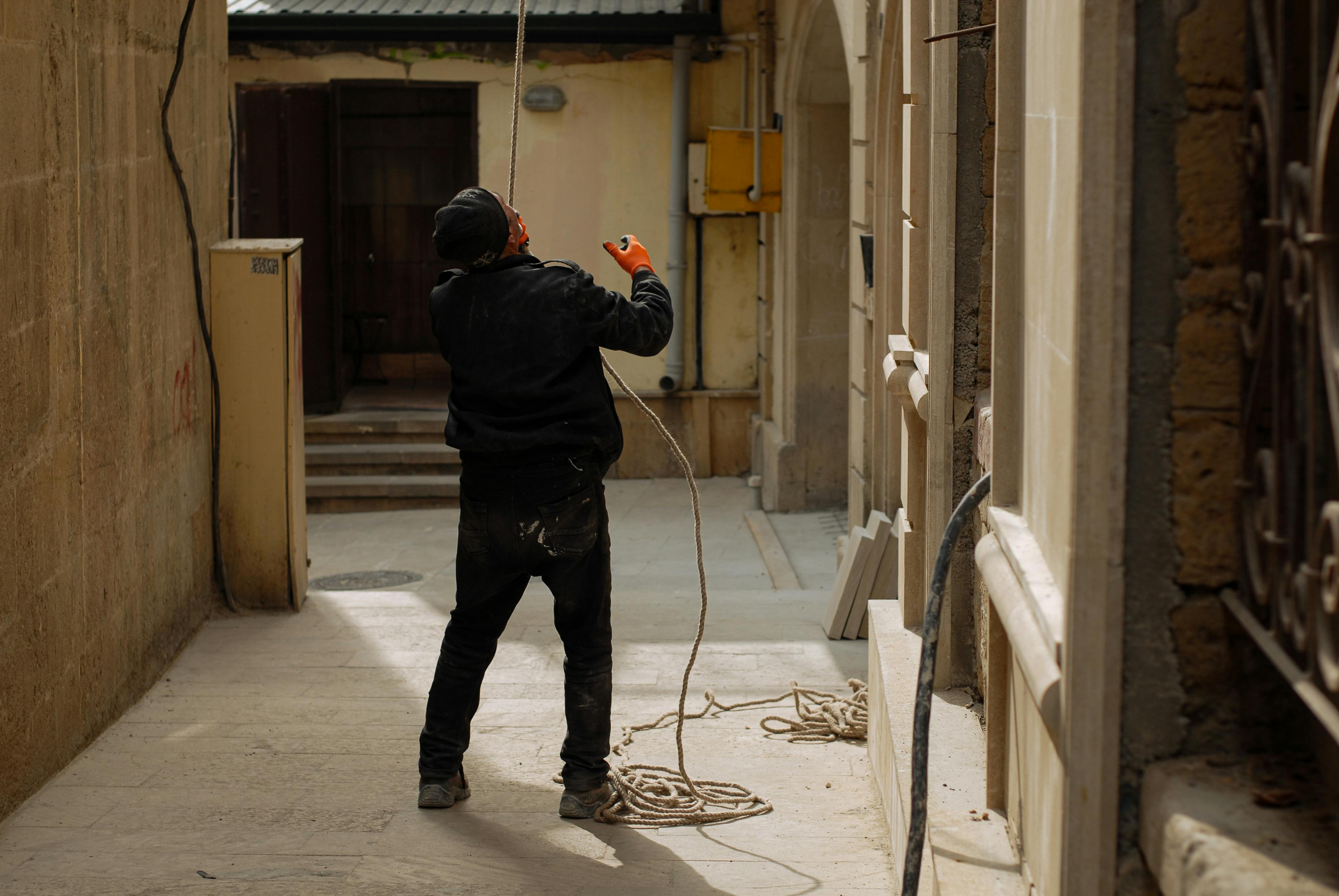 Laborer Photos, Download The BEST Free Laborer Stock Photos & HD Images