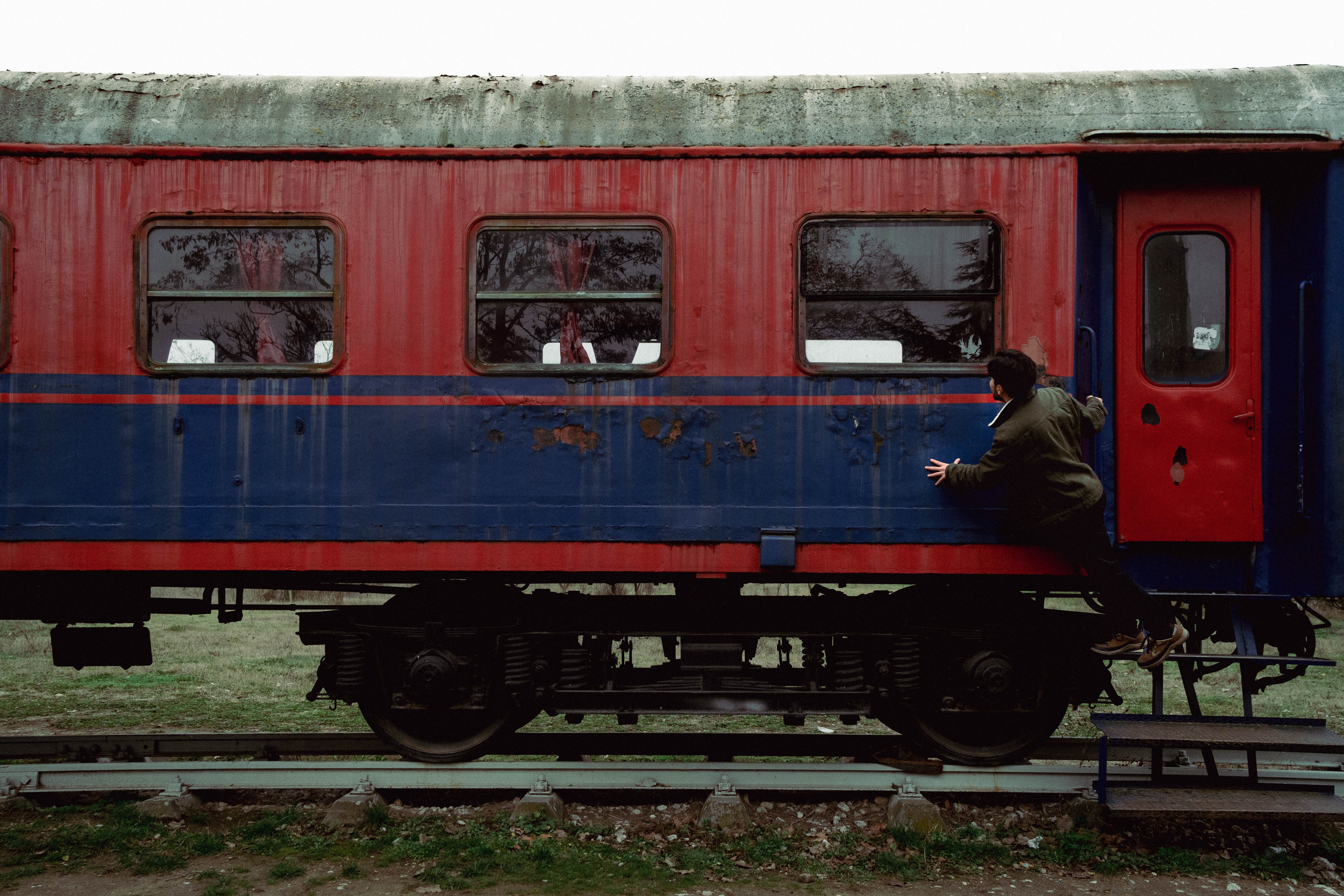 Tren Tong Painting Photos, Download The BEST Free Tren Tong Painting ...