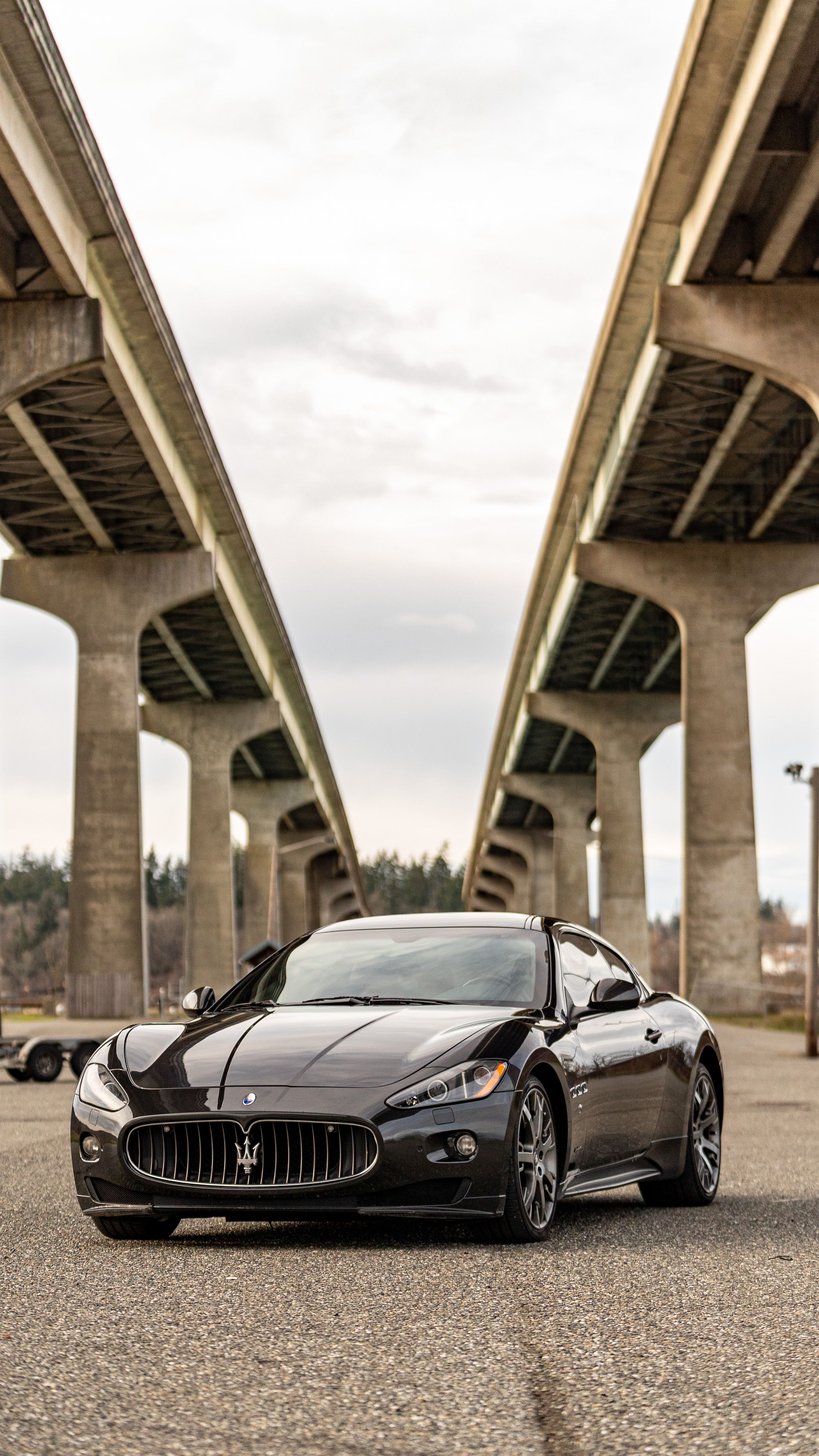 Modern Car on Street · Free Stock Photo