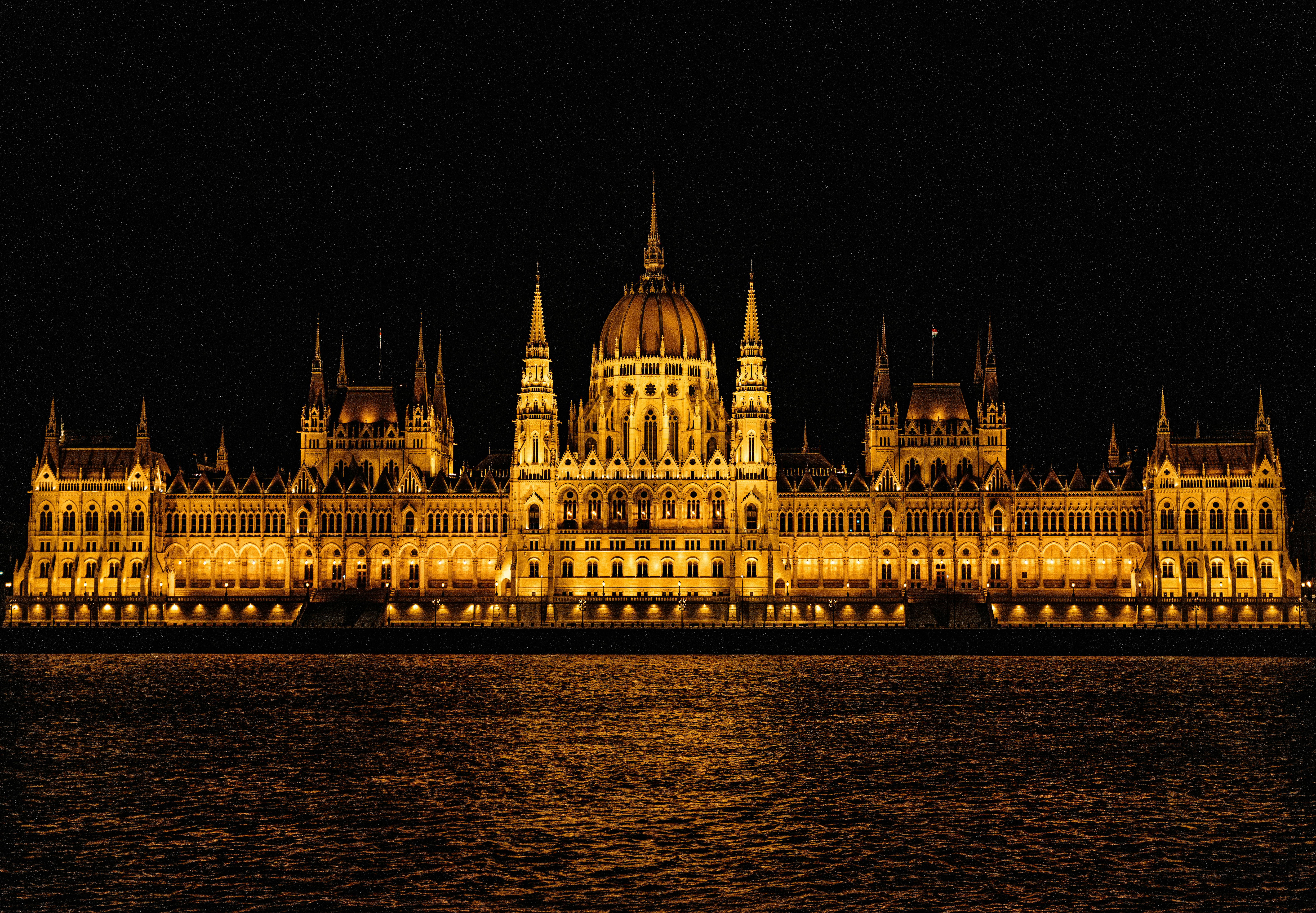 Foto de stock gratuita sobre budapest, edificio, edificio del gobierno, edificio del parlamento ...