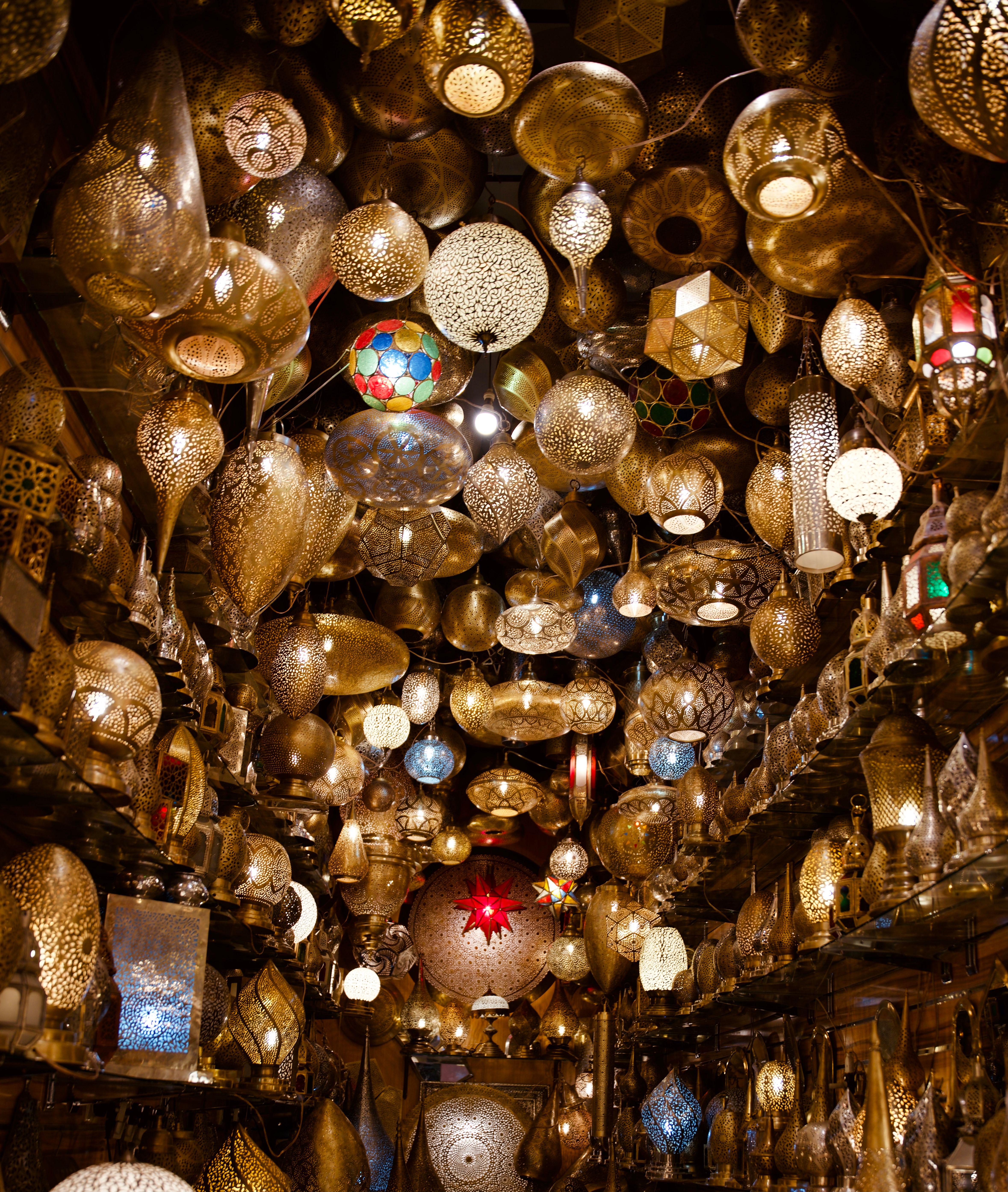 Elegant Antique Lamps with Intricate Designs in India · Free Stock Photo