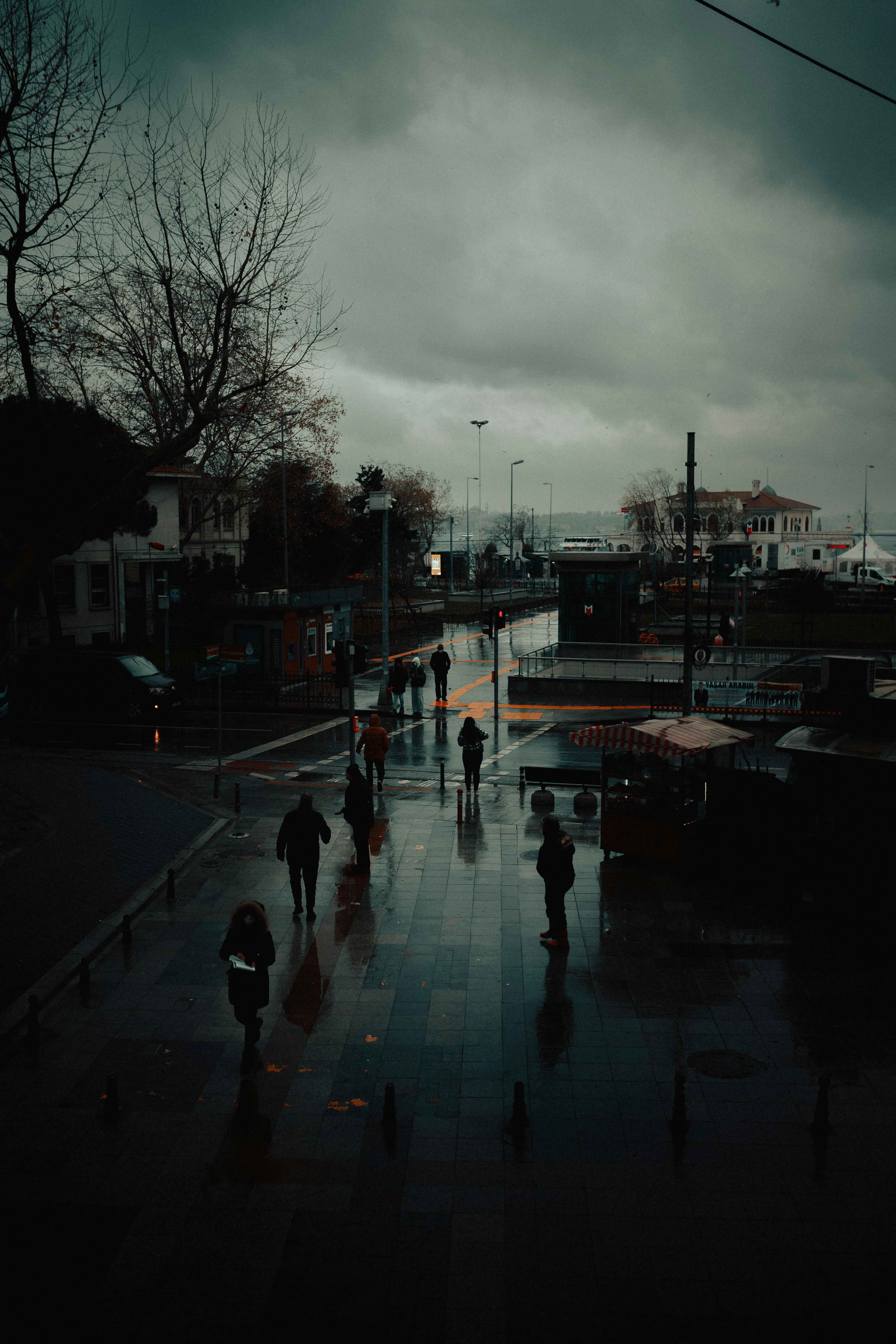 Raining City Street · Free Stock Photo