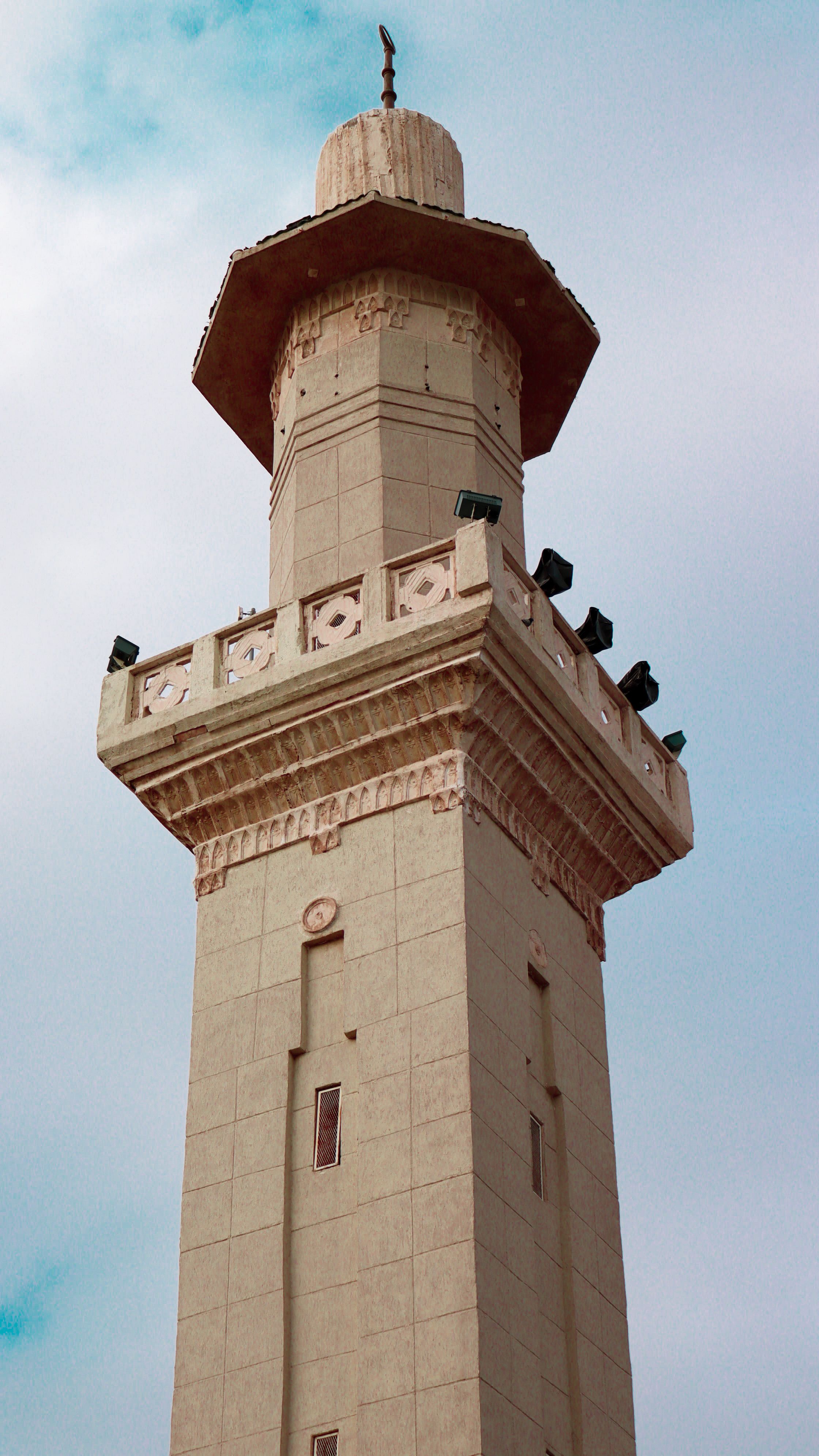 Golden Top of Minaret · Free Stock Photo