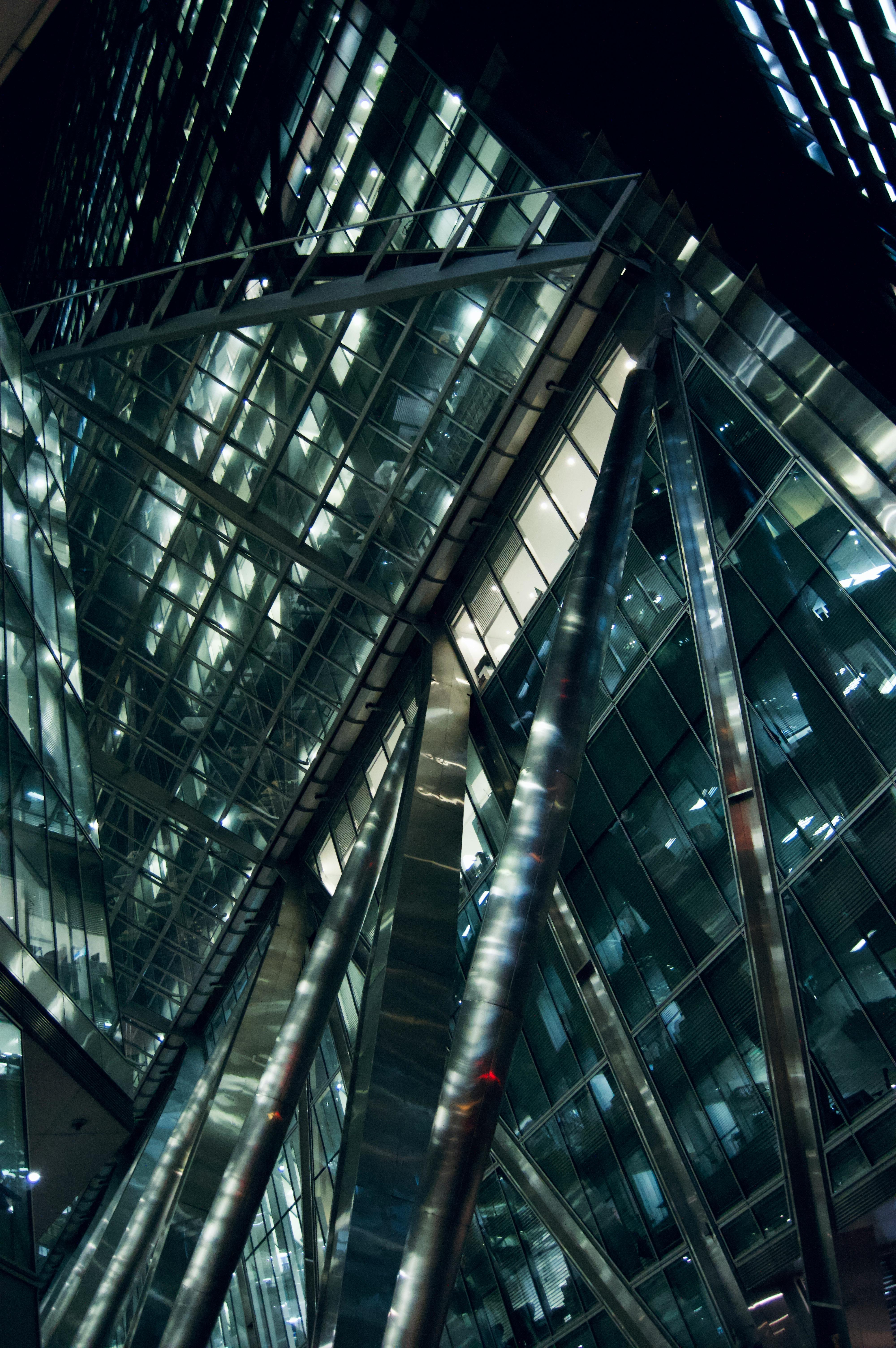 Broadgate Tower at Night · Free Stock Photo
