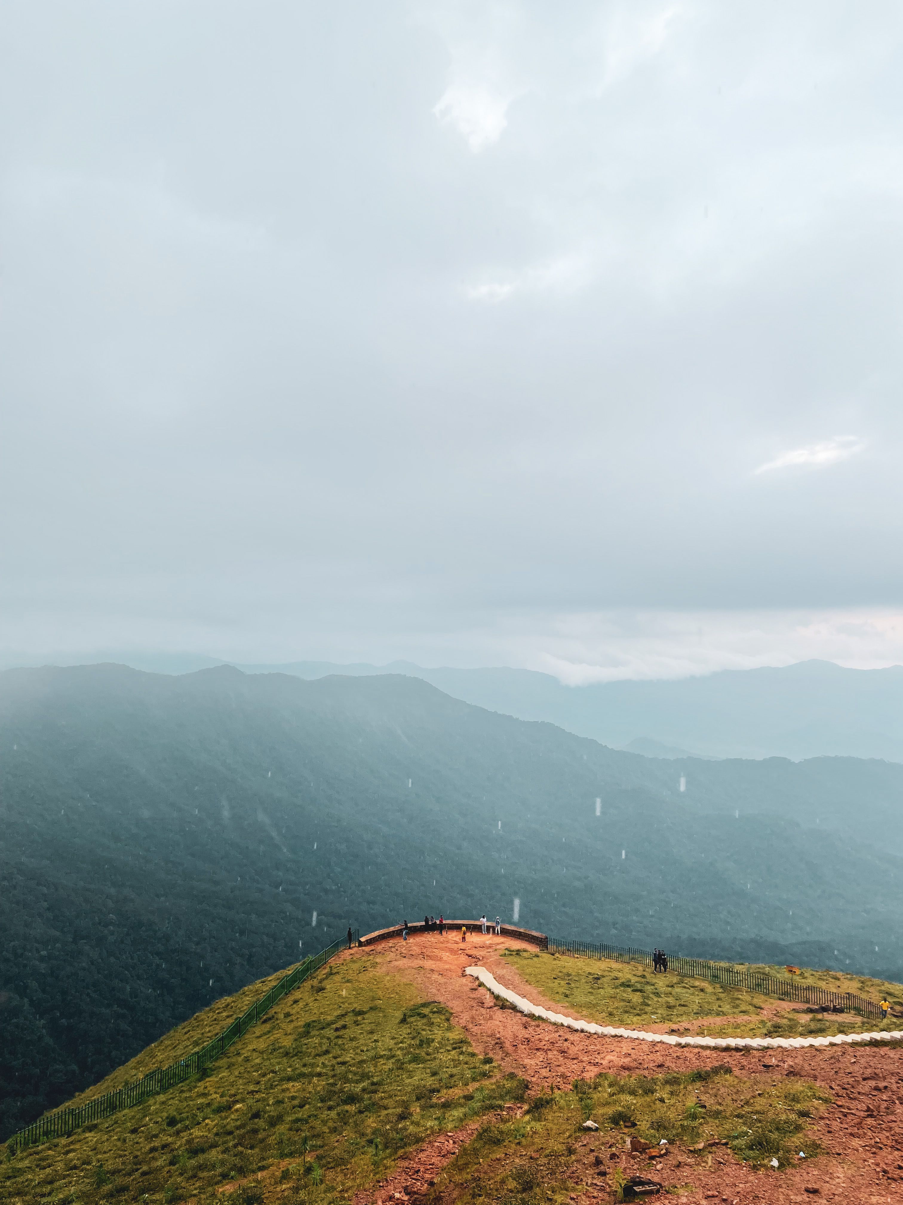 Scenic Viewpoint at Mountain Peak · Free Stock Photo